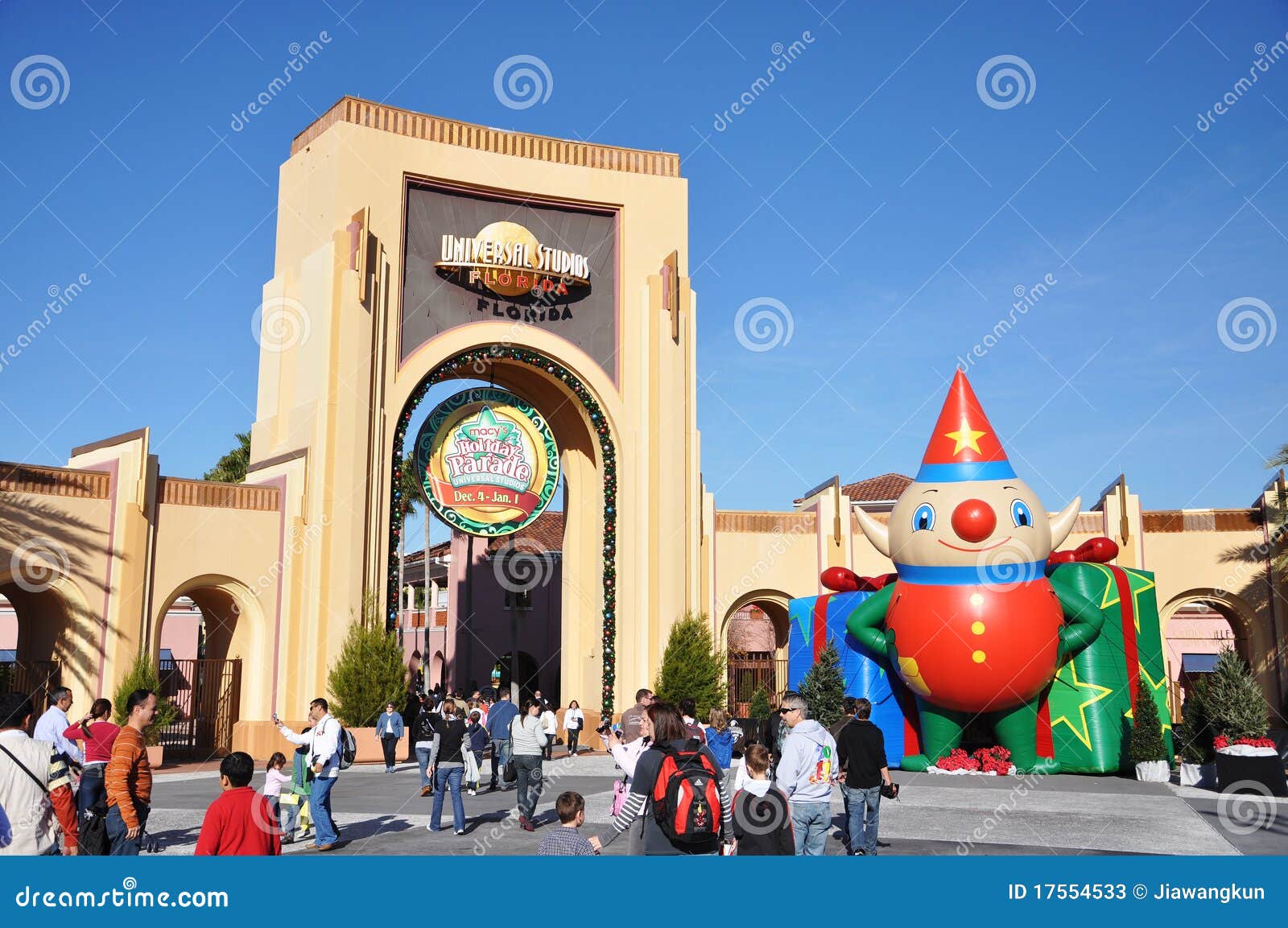 Entrance of Universal Studios Orlando Editorial Stock Photo - Image of ...