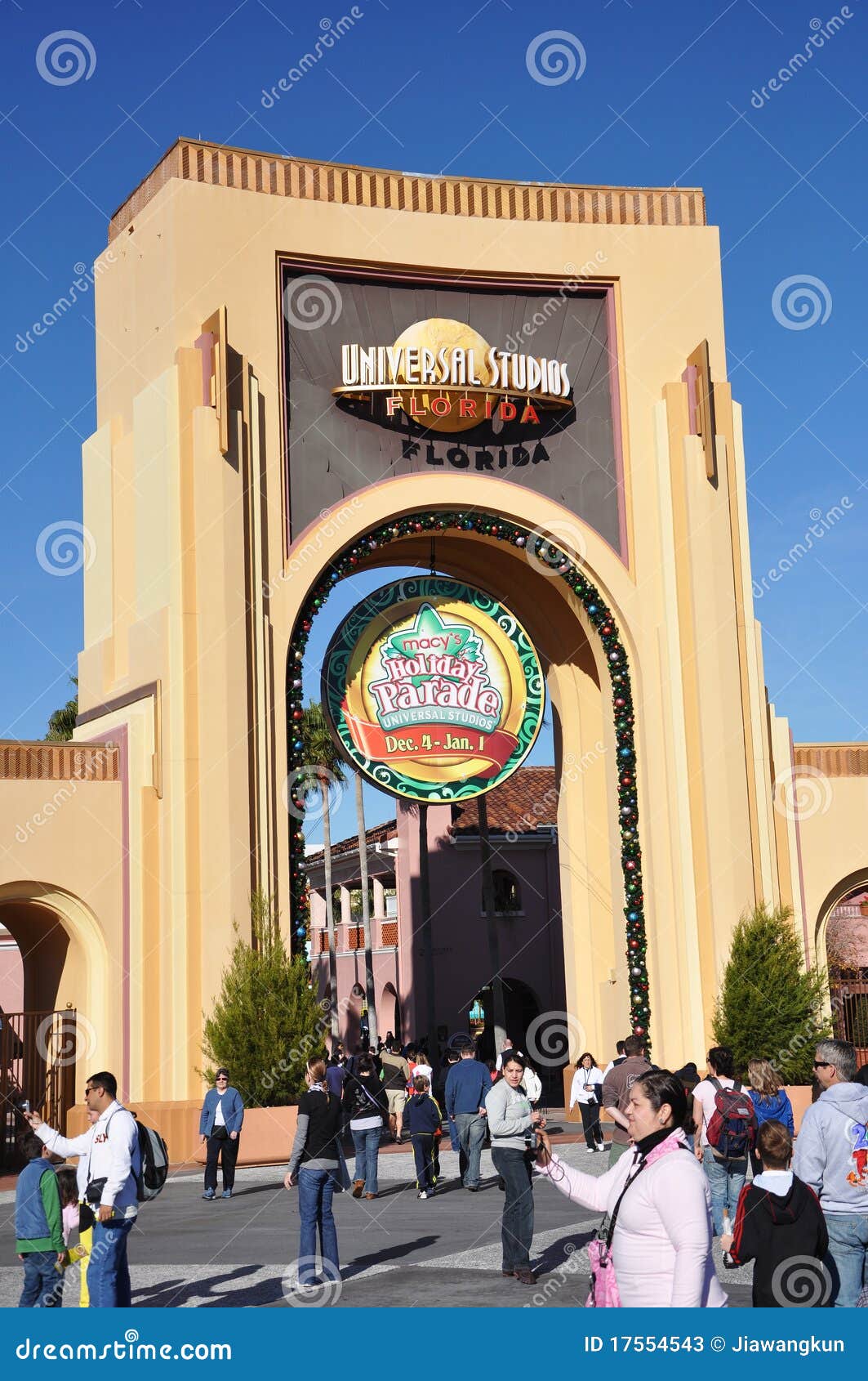Entrance of Universal Studios Orlando Editorial Stock Photo - Image of ...