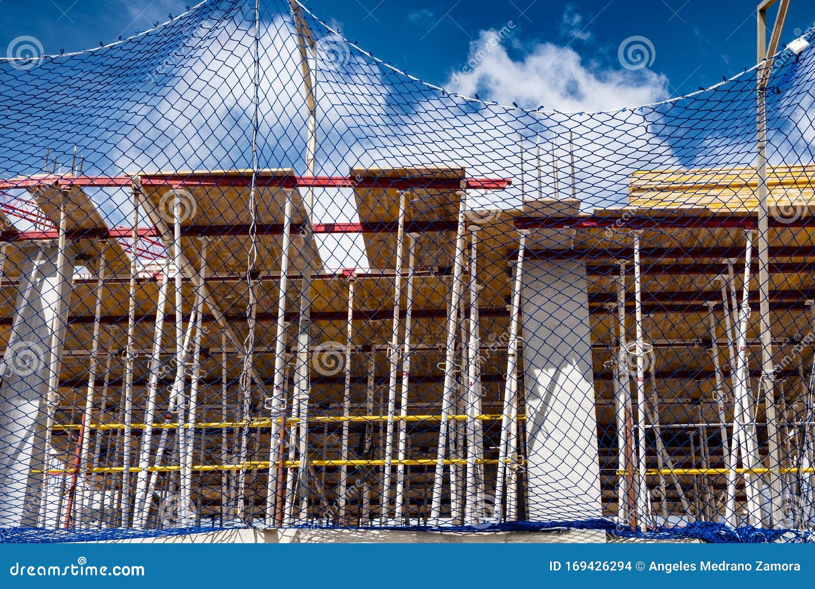 Entretoises Sur Un Chantier Photo stock - Image du patrimoine, inachevé ...