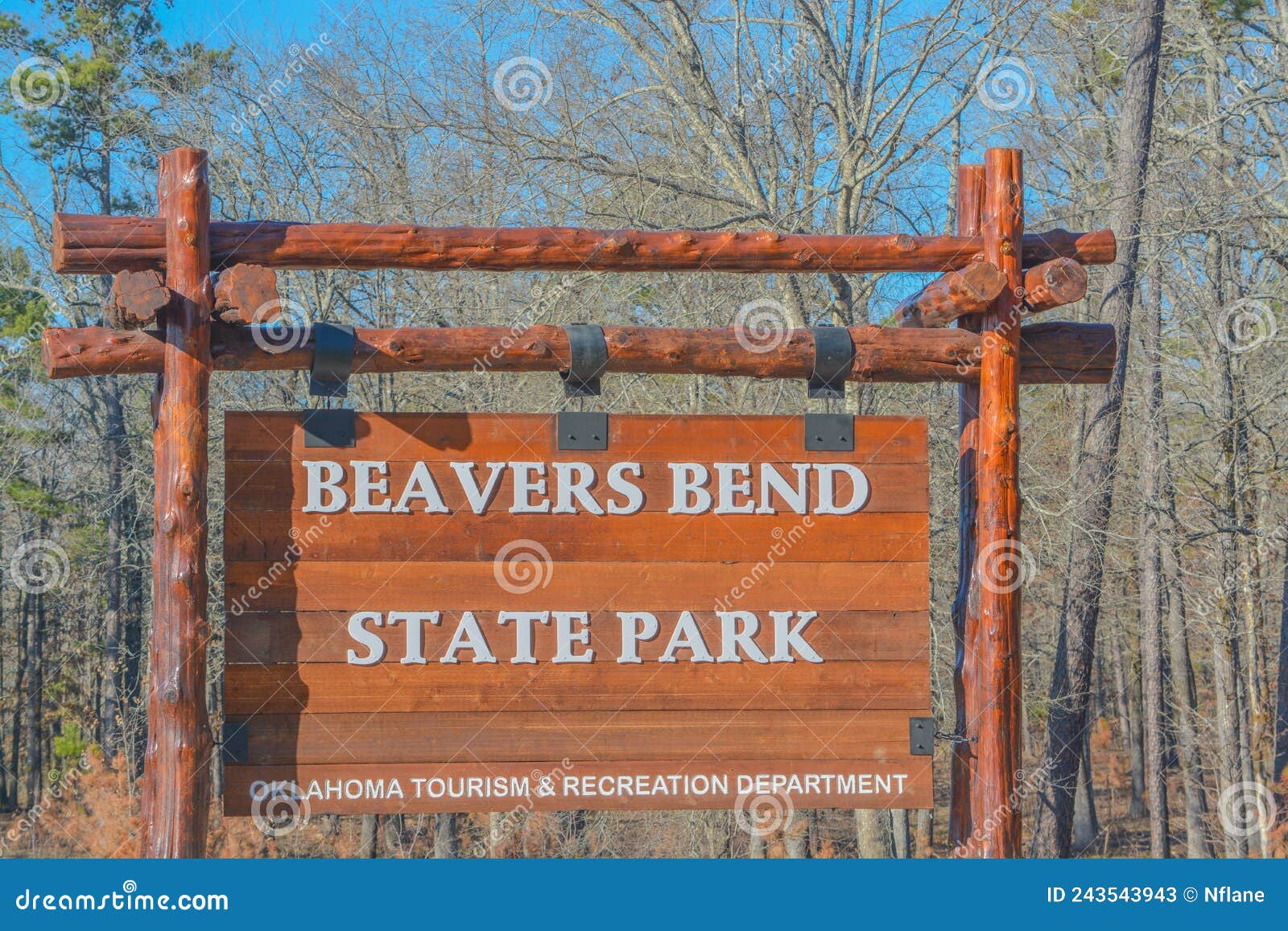 The Entry Sign for Beavers Bend State Park in Broken Bow, Oklahoma ...