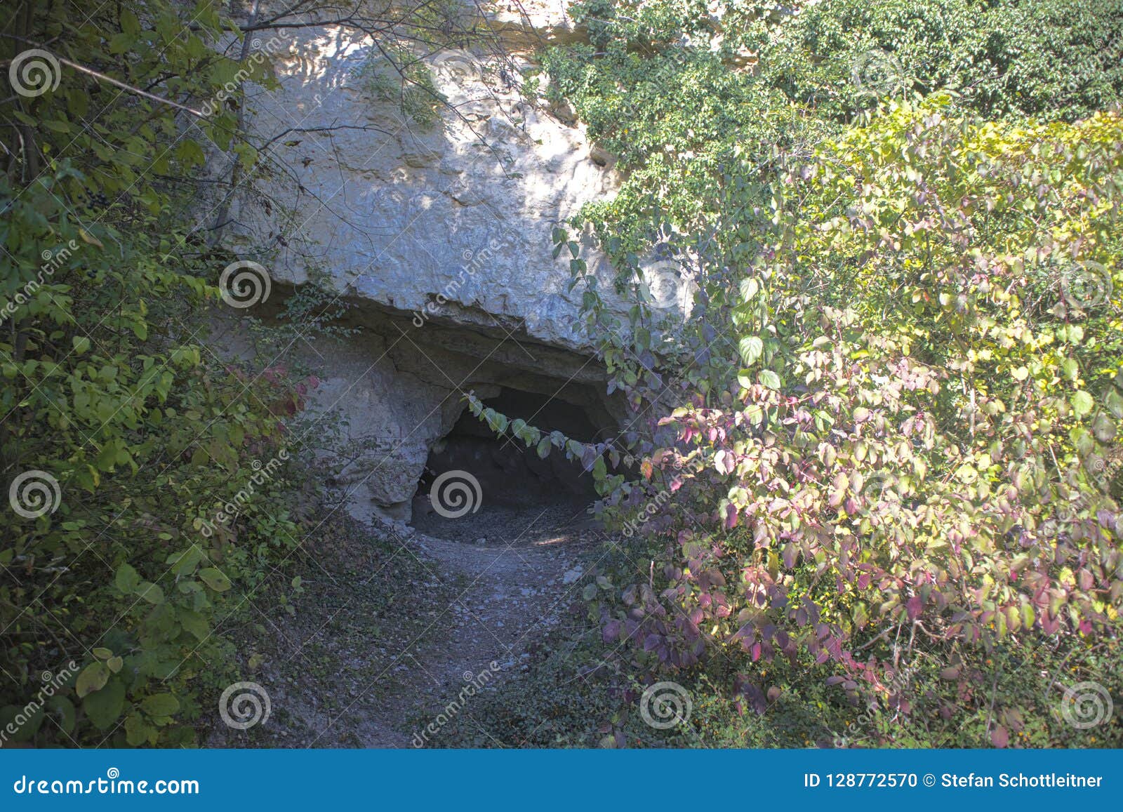 Entry Into The Cave In Antique Cave City Stock Image | CartoonDealer ...