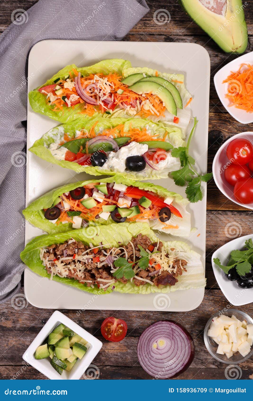 Envoltura De Lechuga Con Verduras Mixtas Imagen de archivo - Imagen de ...