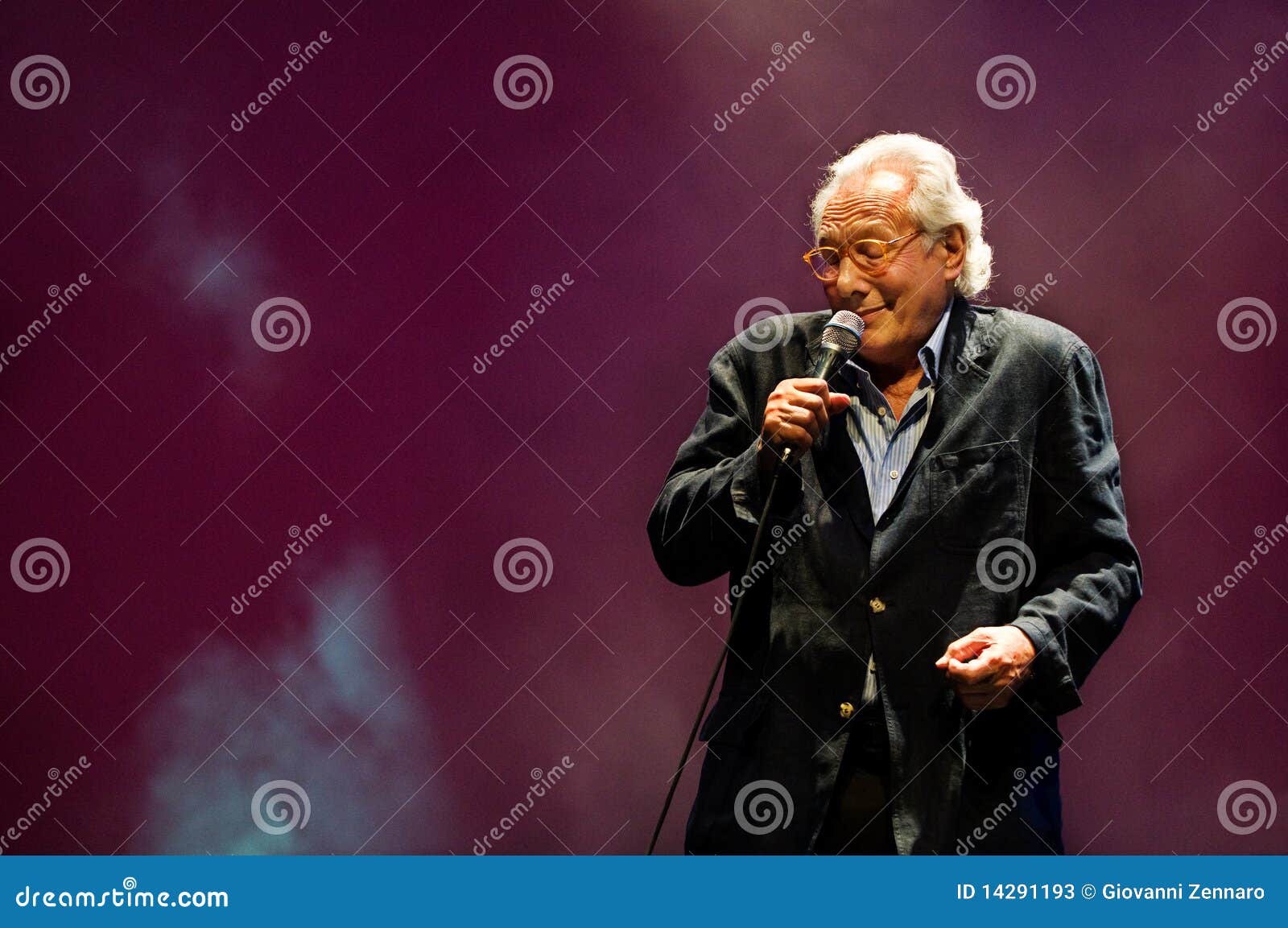 Enzo Jannacci Sings in Rimini Editorial Stock Photo - Image of piano ...
