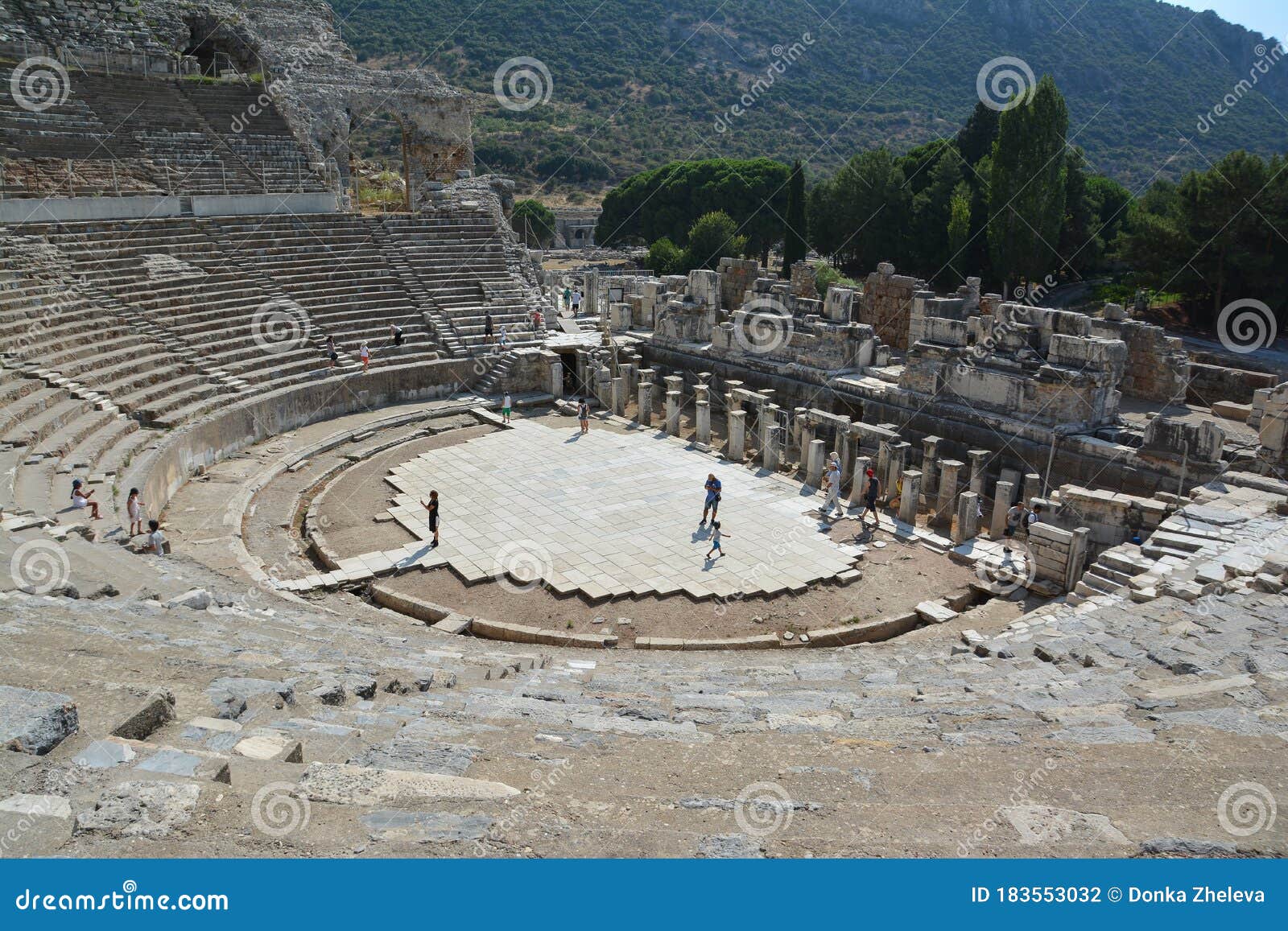 Amphitheater Of Coliseum In Rome, Italy. Majestic Coliseum Amphitheater ...