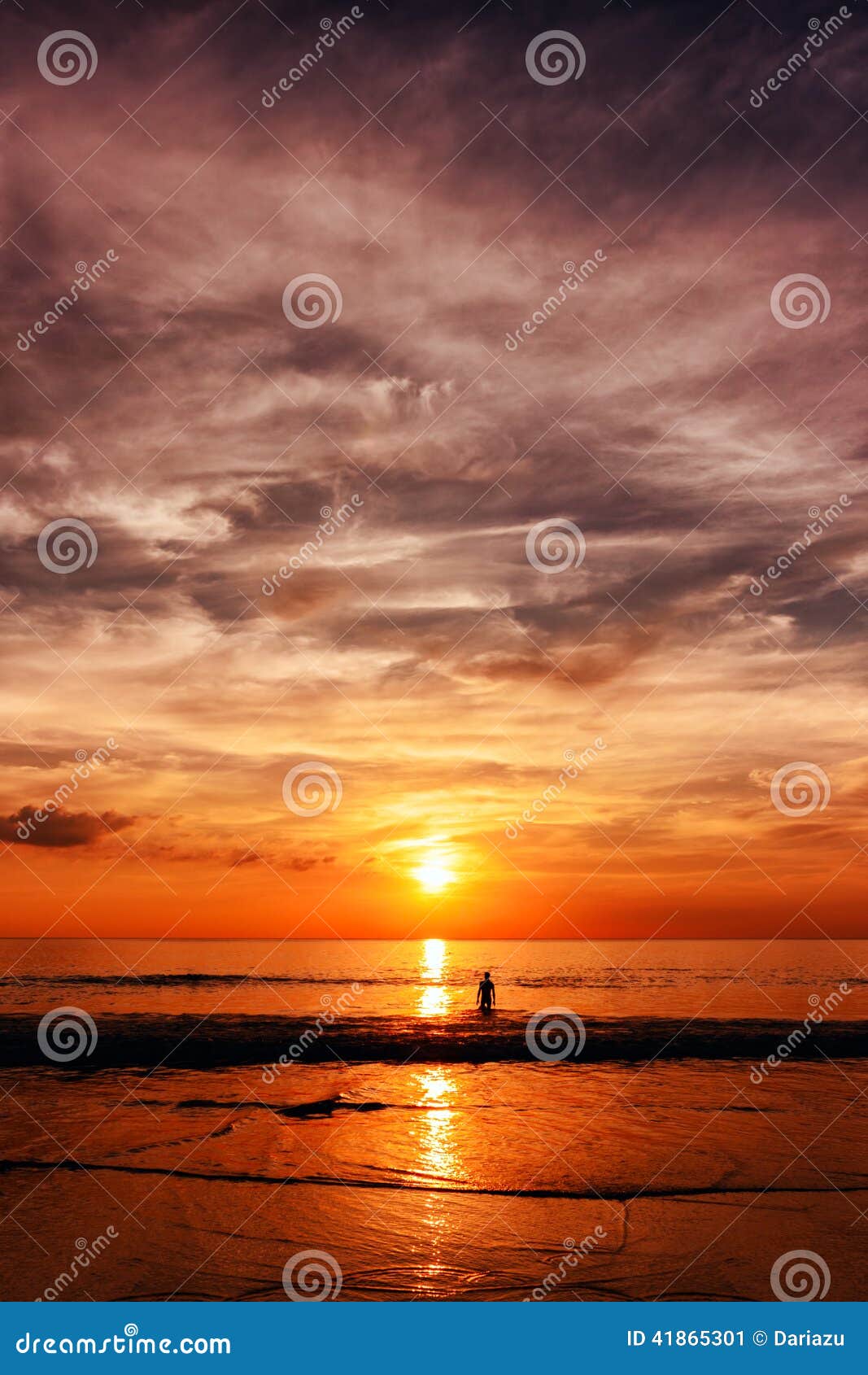 Epic Sunset at the Sea Coast Stock Image - Image of relaxation, summer ...
