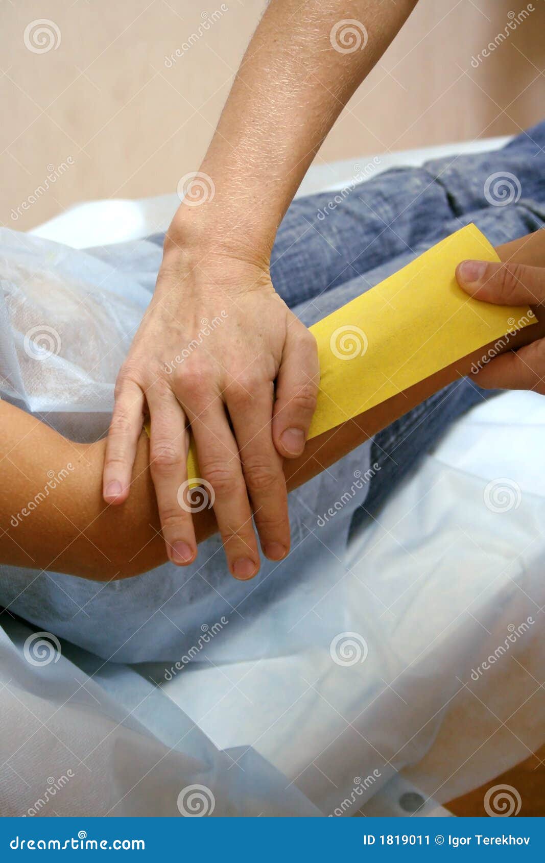 Epilation hair stock image. Image of performance, relaxation - 1819011