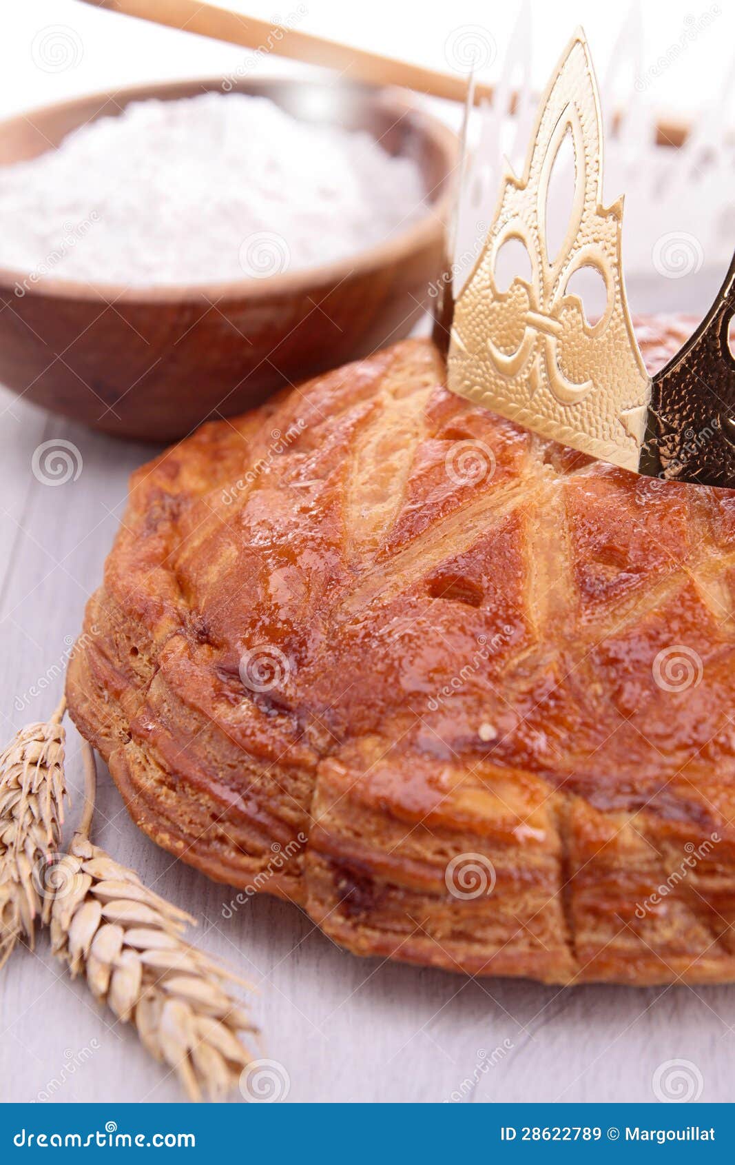 Epiphany cake stock image. Image of food, party, cake - 28622789