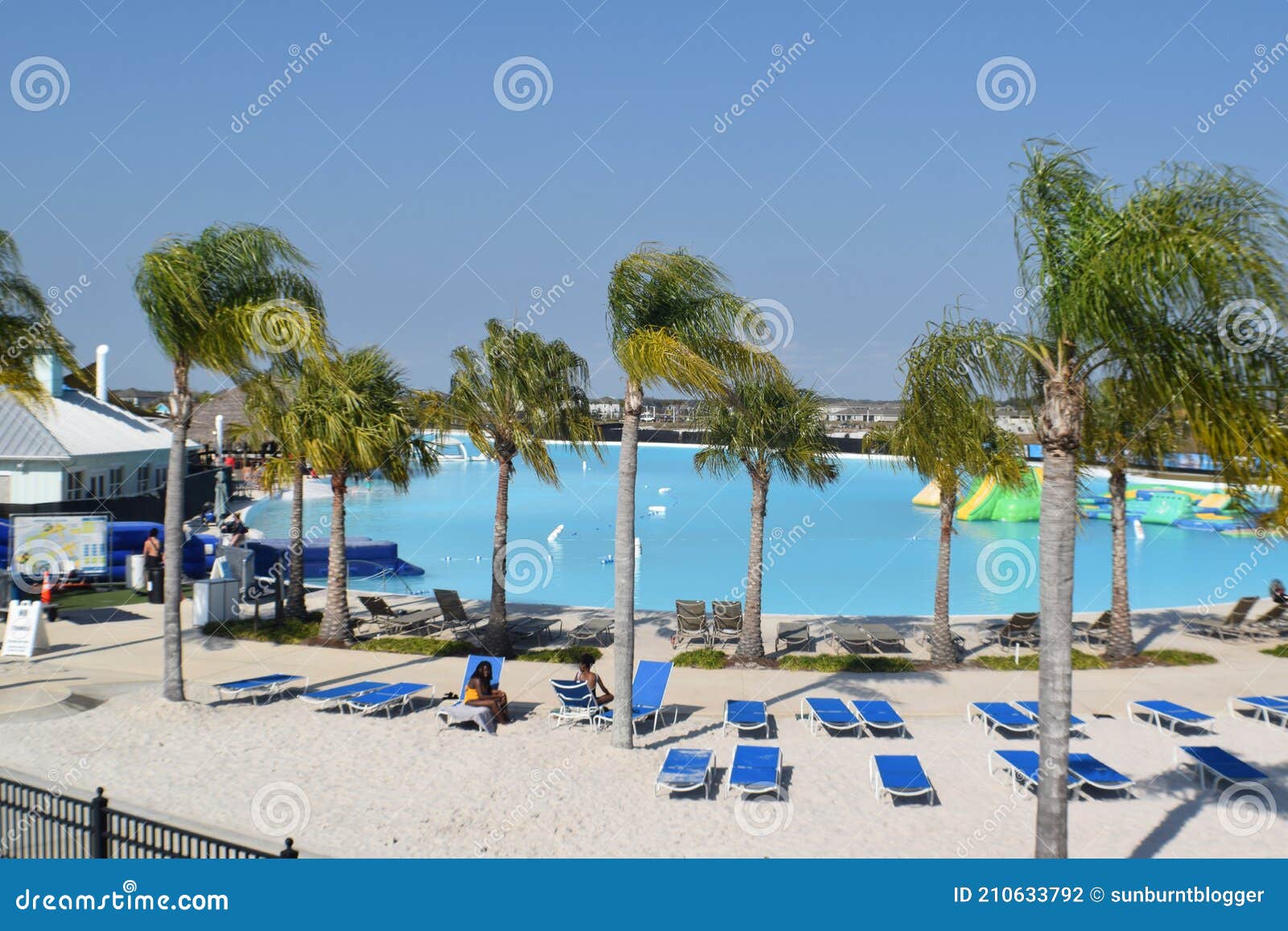 Epperson Lagoon Resort, Florida Editorial Photography - Image of palm ...