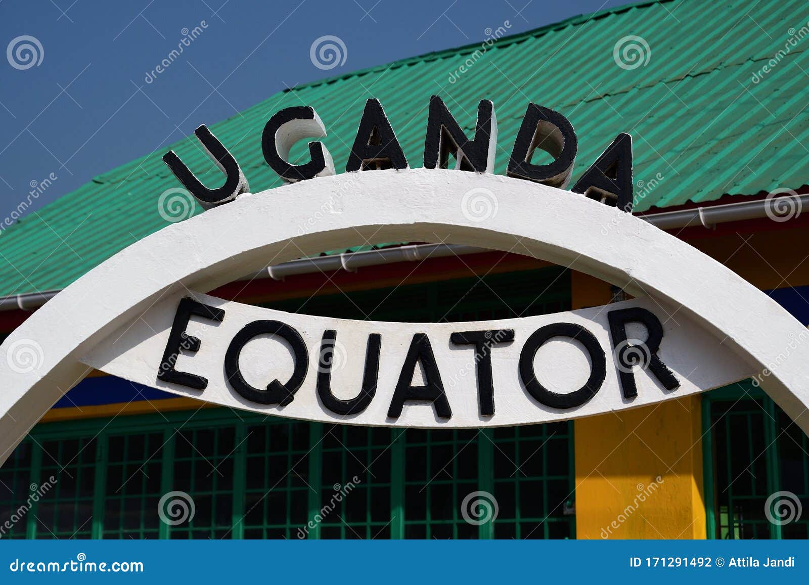Equator, Kayabwe, Uganda editorial photography. Image of equator ...
