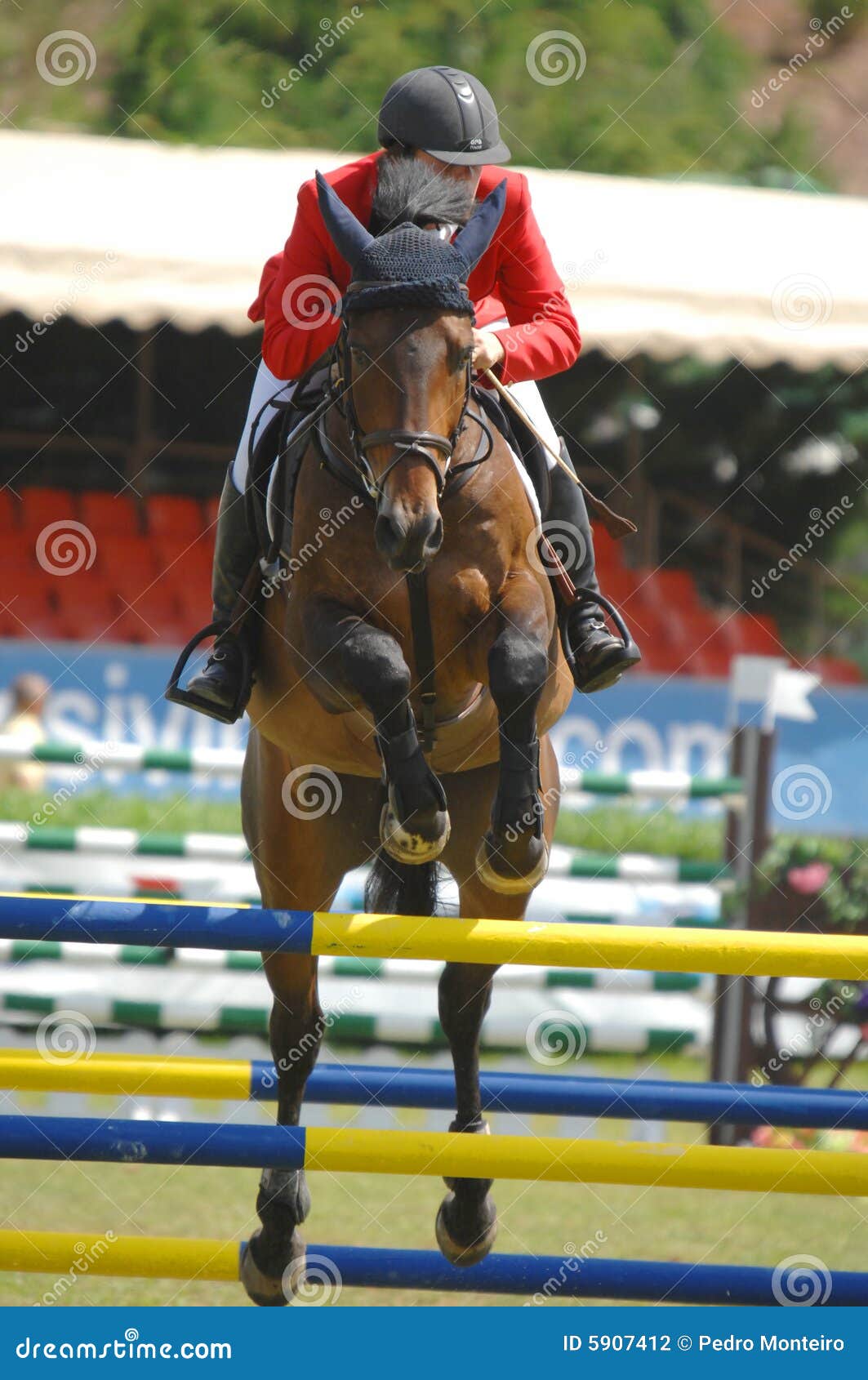 Equestrian Show Jumping editorial photography. Image of jump - 5907412
