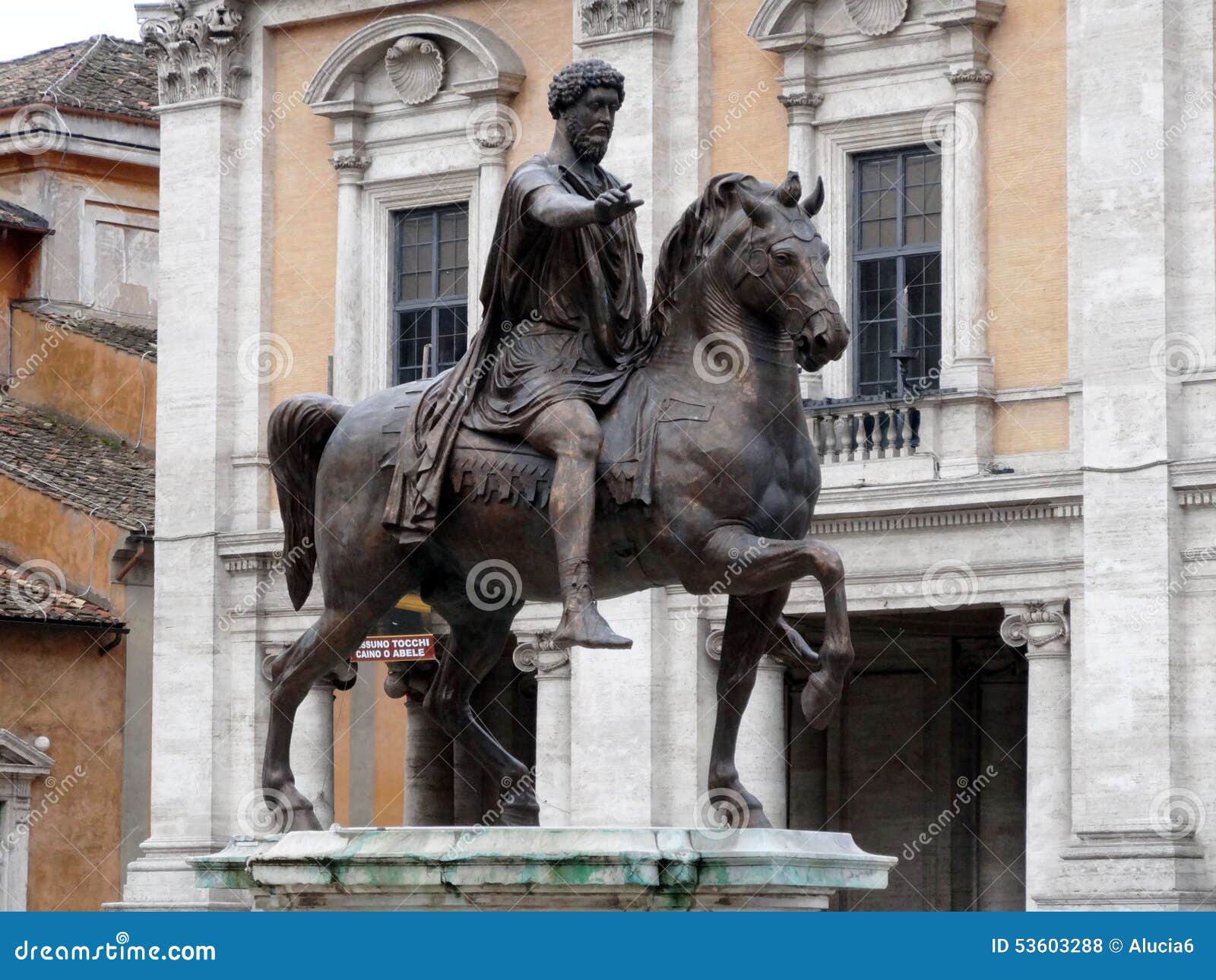 Equestrian Statue of Marcus Aurelius Editorial Stock Photo - Image of ...