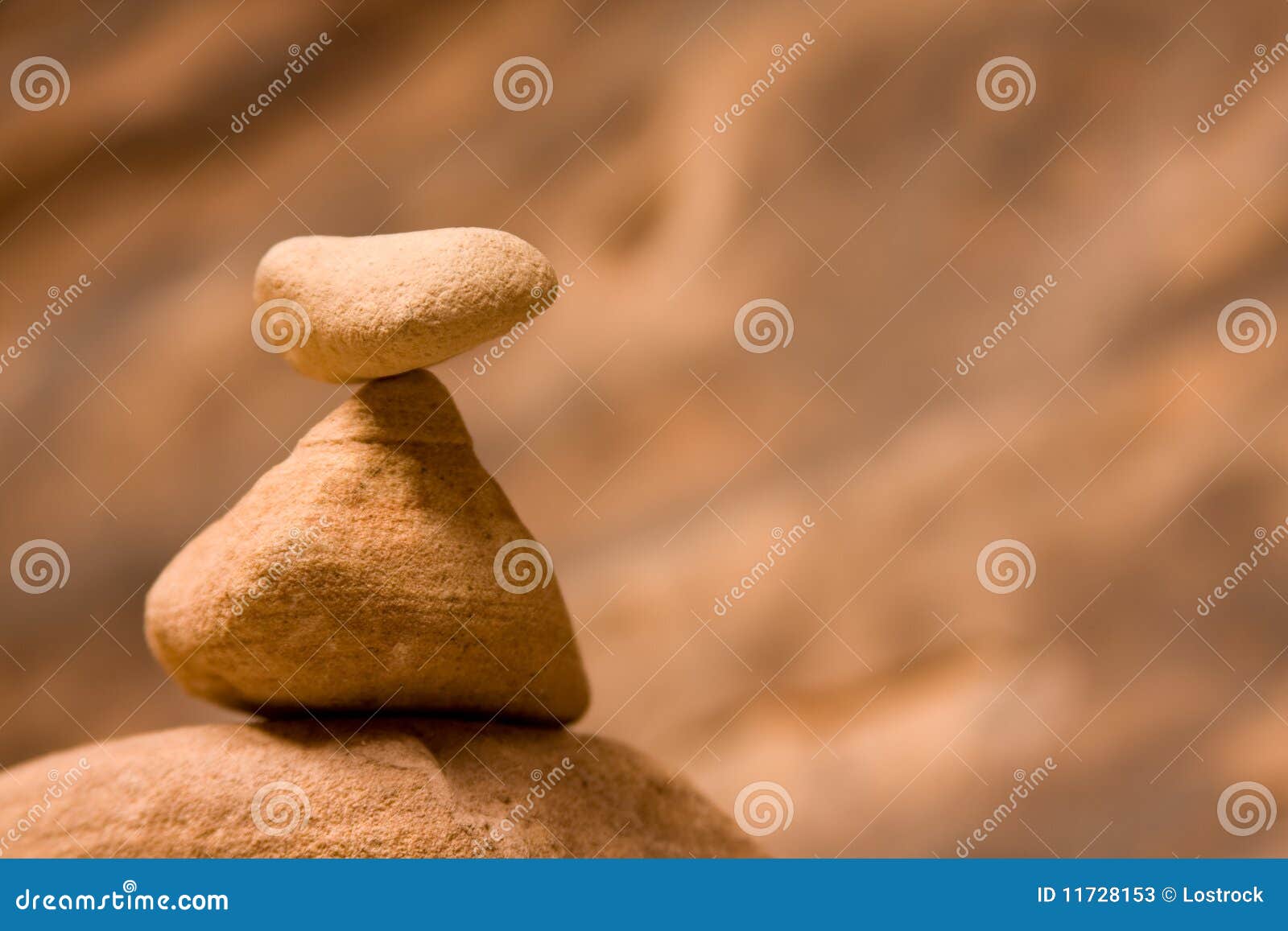 Equilibrado imagen de archivo. Imagen de tapa, fondos - 11728153