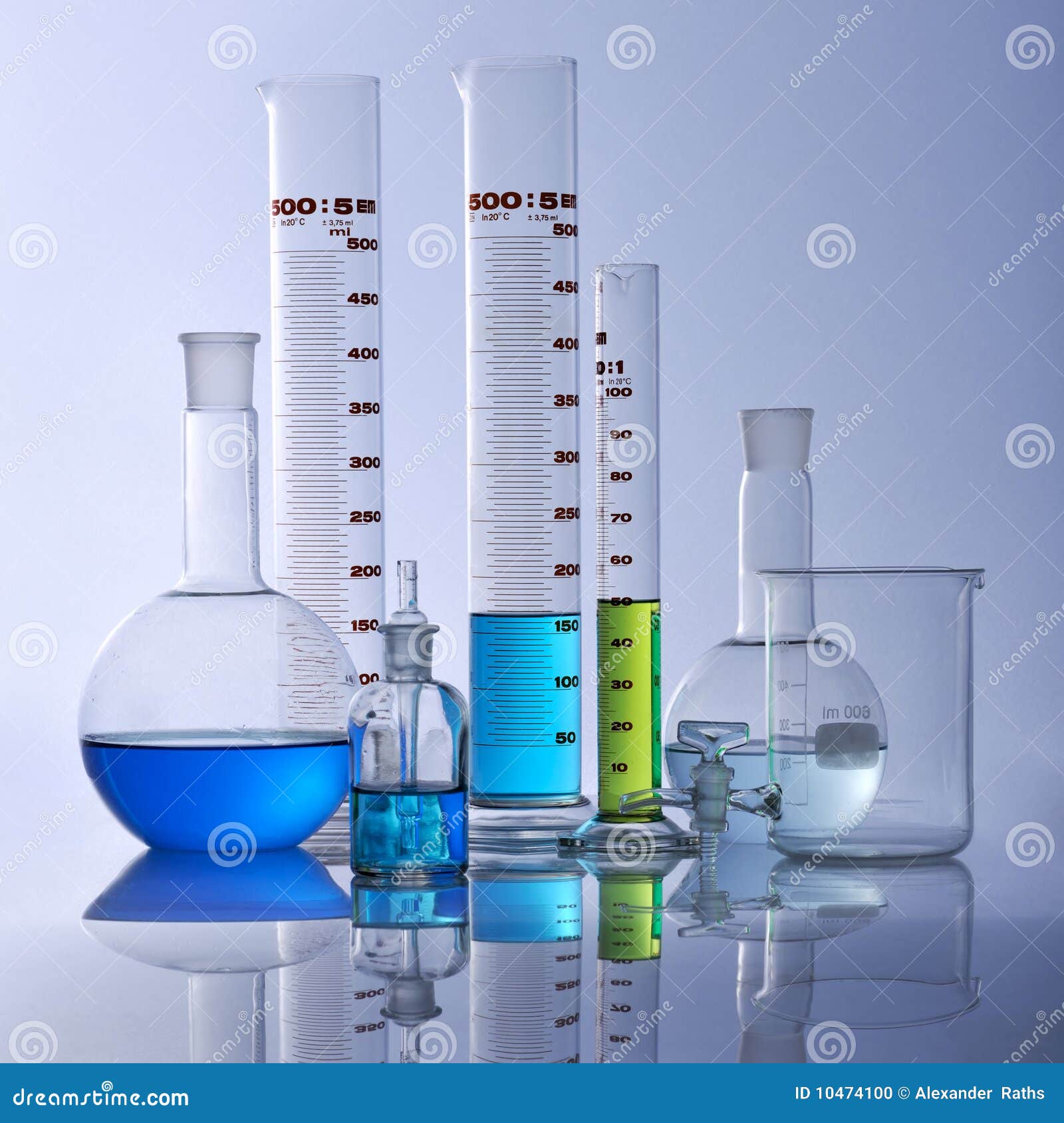 Equipamento de laboratório foto de stock. Imagem de médico - 10474100