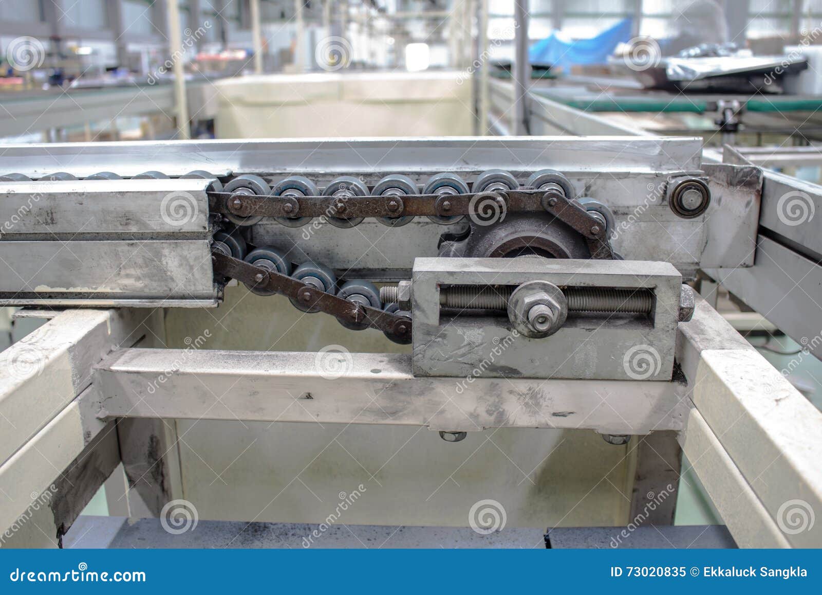 The Equipment Chain Tensioning Line of Conveyor Stock Image - Image of ...