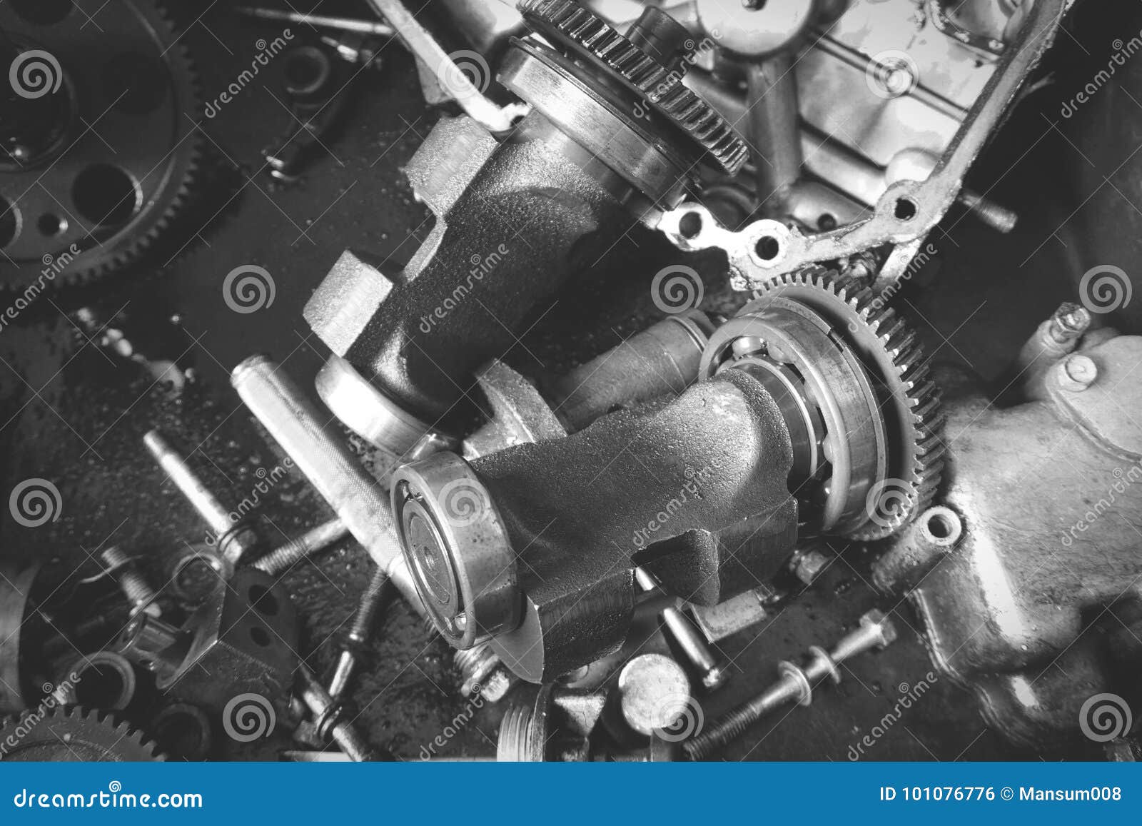 Equipo De Motor Viejo Del Primer Foto de archivo - Imagen de motor ...