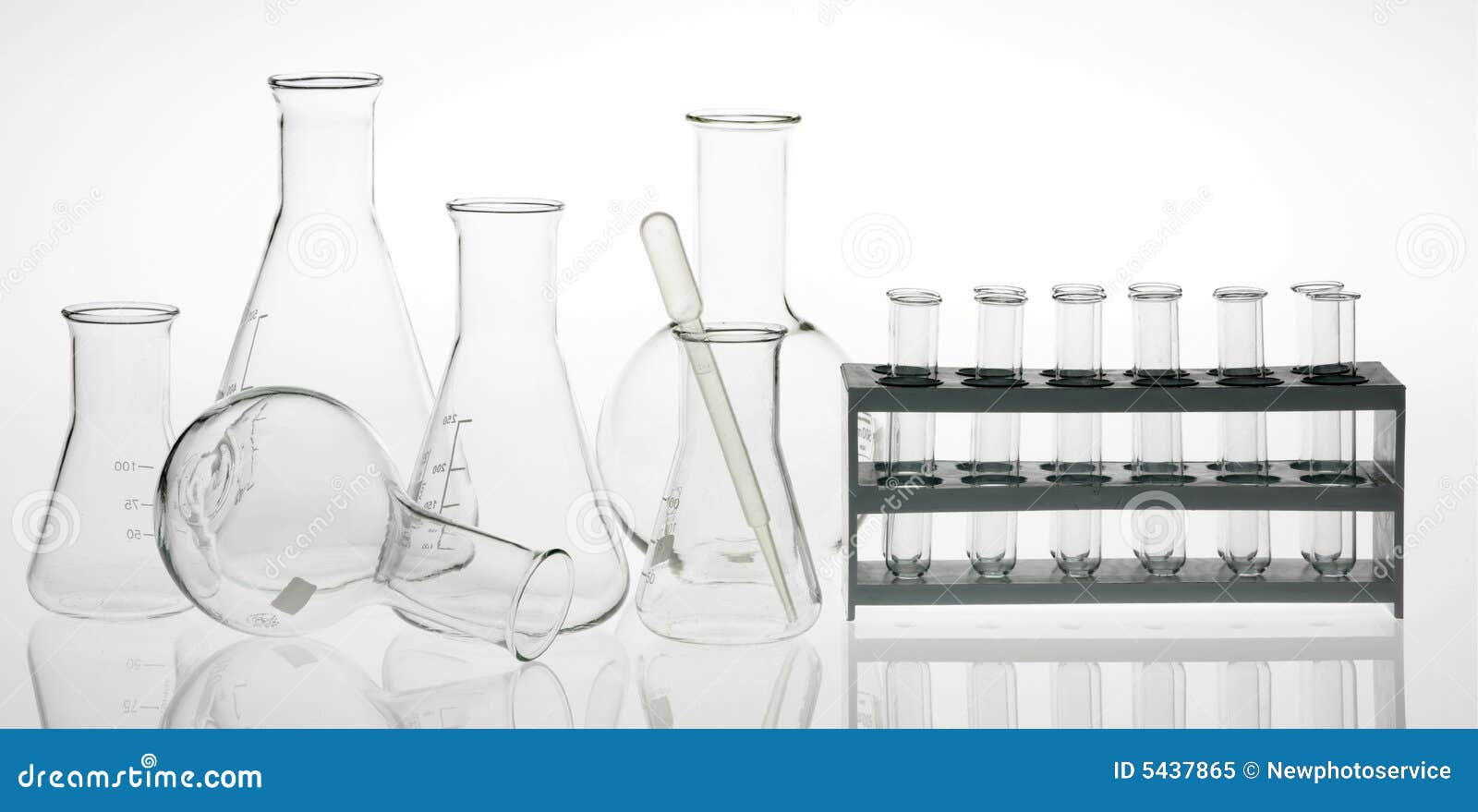 Equipo químico imagen de archivo. Imagen de tubo, color - 5437865