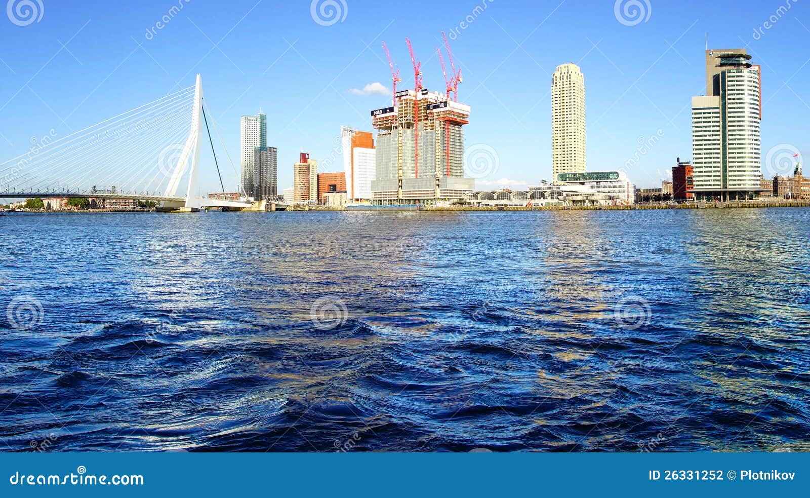 Erasmus Brug En De Haven Van Rotterdam. Rotterdam Redactionele ...