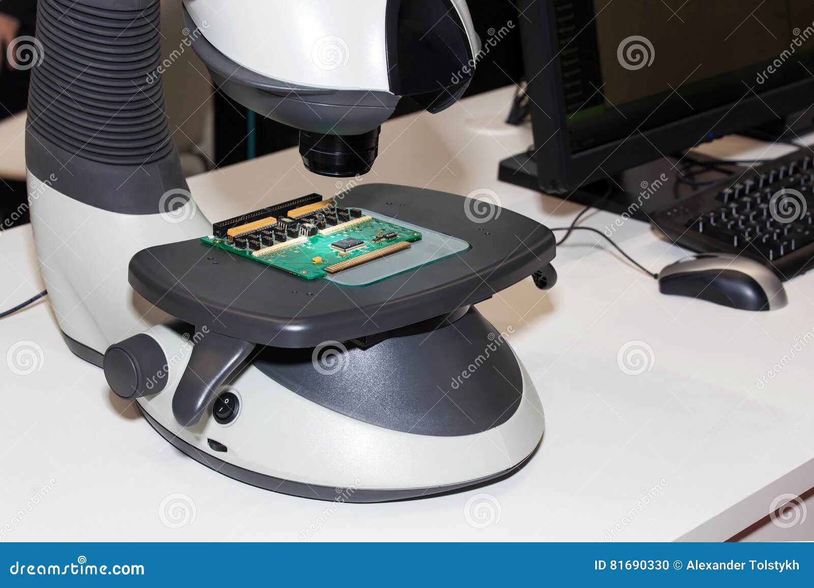 Stereo Microscope Inside A Laminar Flow Cabinet Stock Photo ...