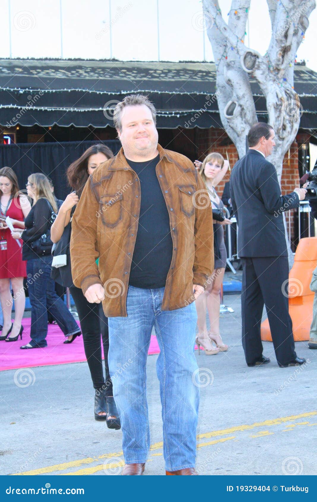 Eric Stonestreet editorial stock image. Image of family - 19329404