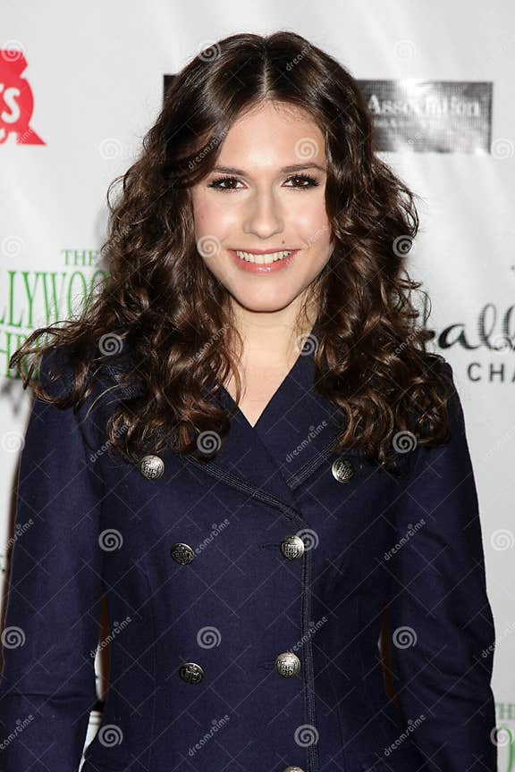 Erin Sanders editorial photo. Image of sycamore, erin - 22659761