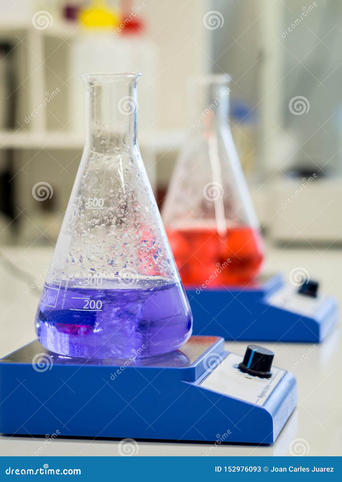Erlenmeyer Flasks with Colorful Solutions Stock Image - Image of ...