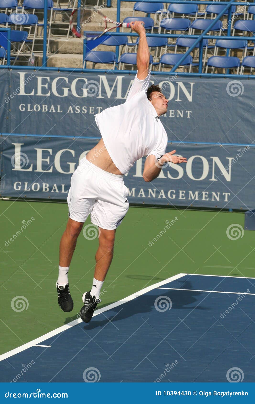 Ernests Gulbis: Pro Tennis Player Serve Editorial Image - Image of game ...