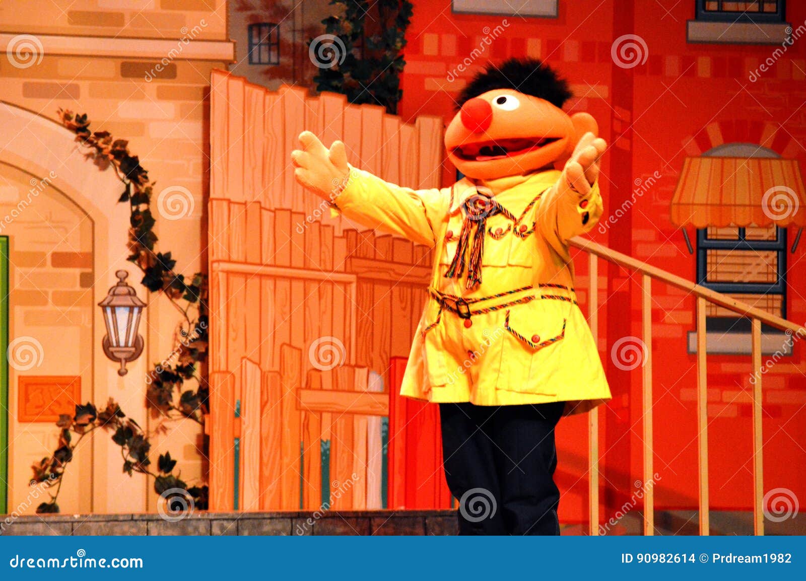 Ernie Muppet Character imagen de archivo editorial. Imagen de ...