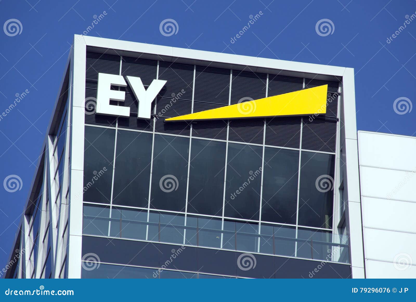 Ernst and Young Headquarters in Amsterdam Editorial Photo - Image of ...
