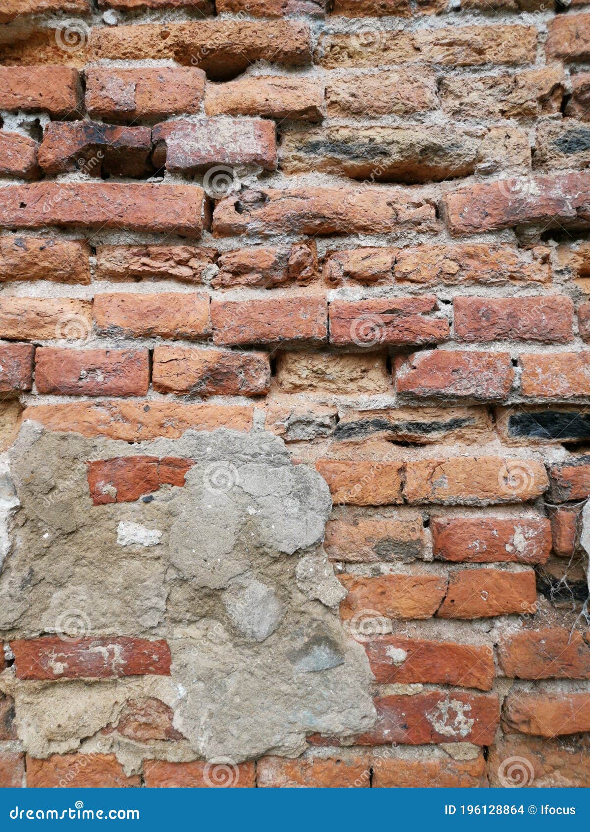 Eroded Mortar on Brick Wall Stock Photo - Image of bedrock, roof: 196128864