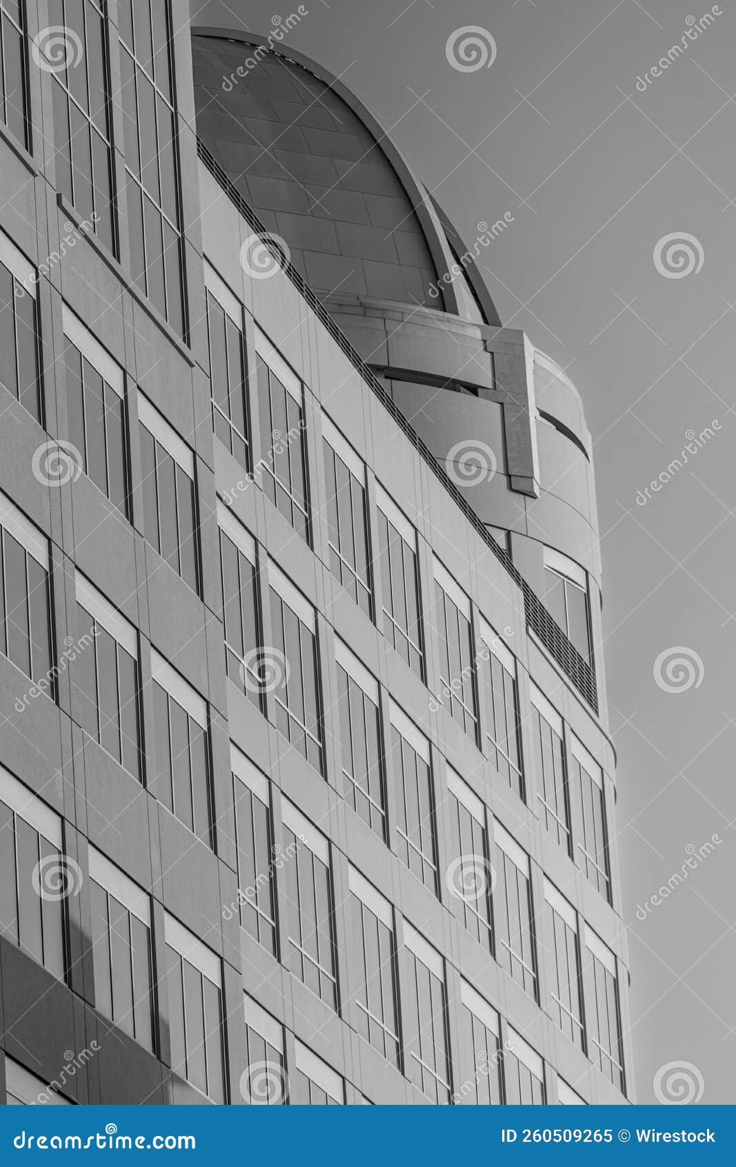 Escala De Grises Vertical Minimalista De Un Edificio De Oficinas ...