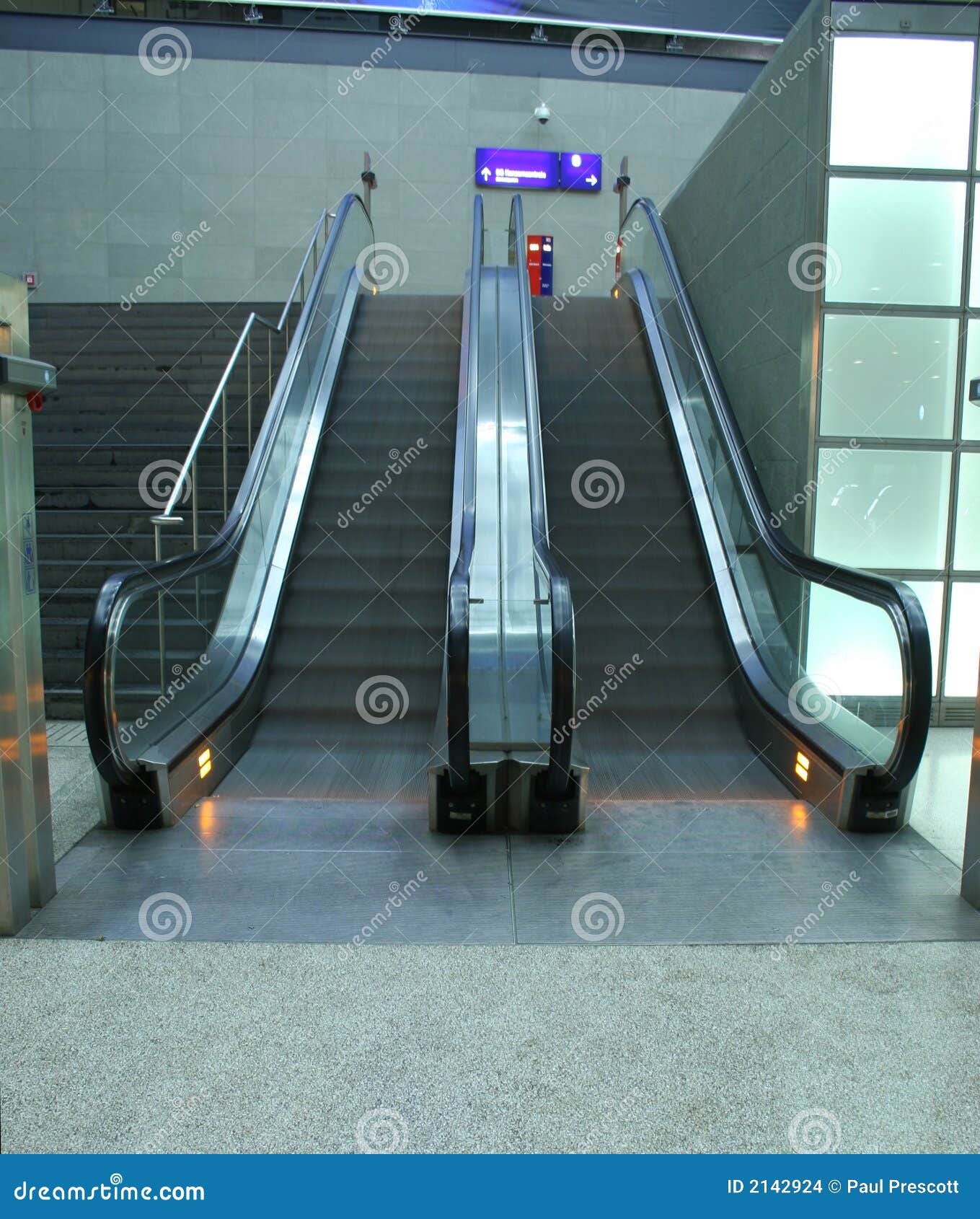 Escalator stock photo. Image of climb, modern, path, hasty - 2142924