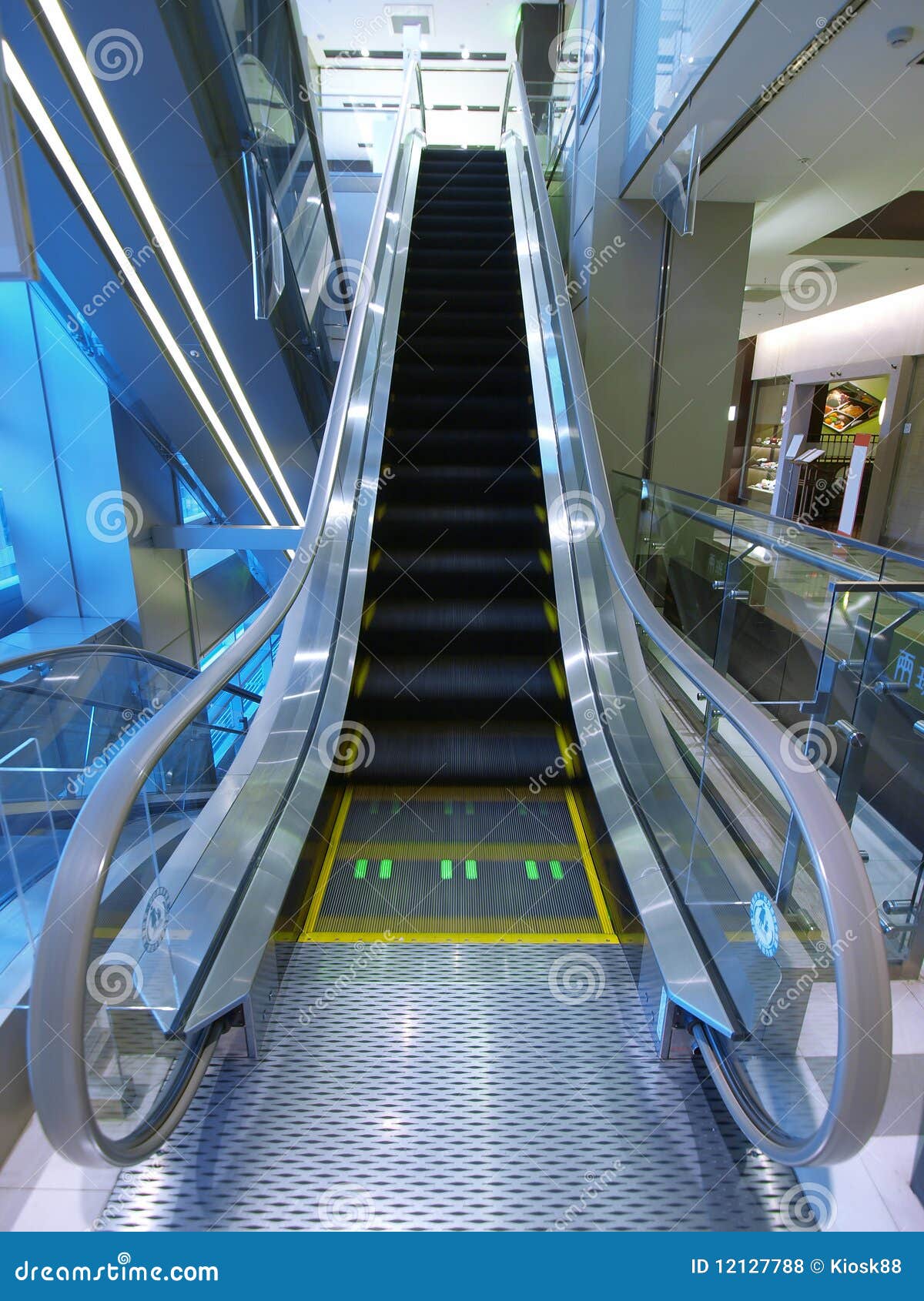 Escalator in Department Store Stock Photo - Image of interior ...