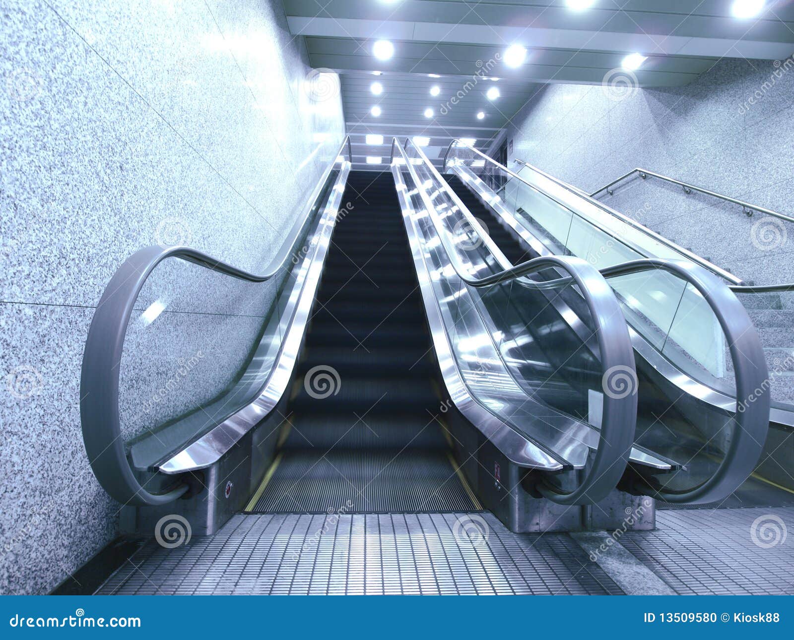 Escalator in Department Store Stock Photo - Image of perspective ...