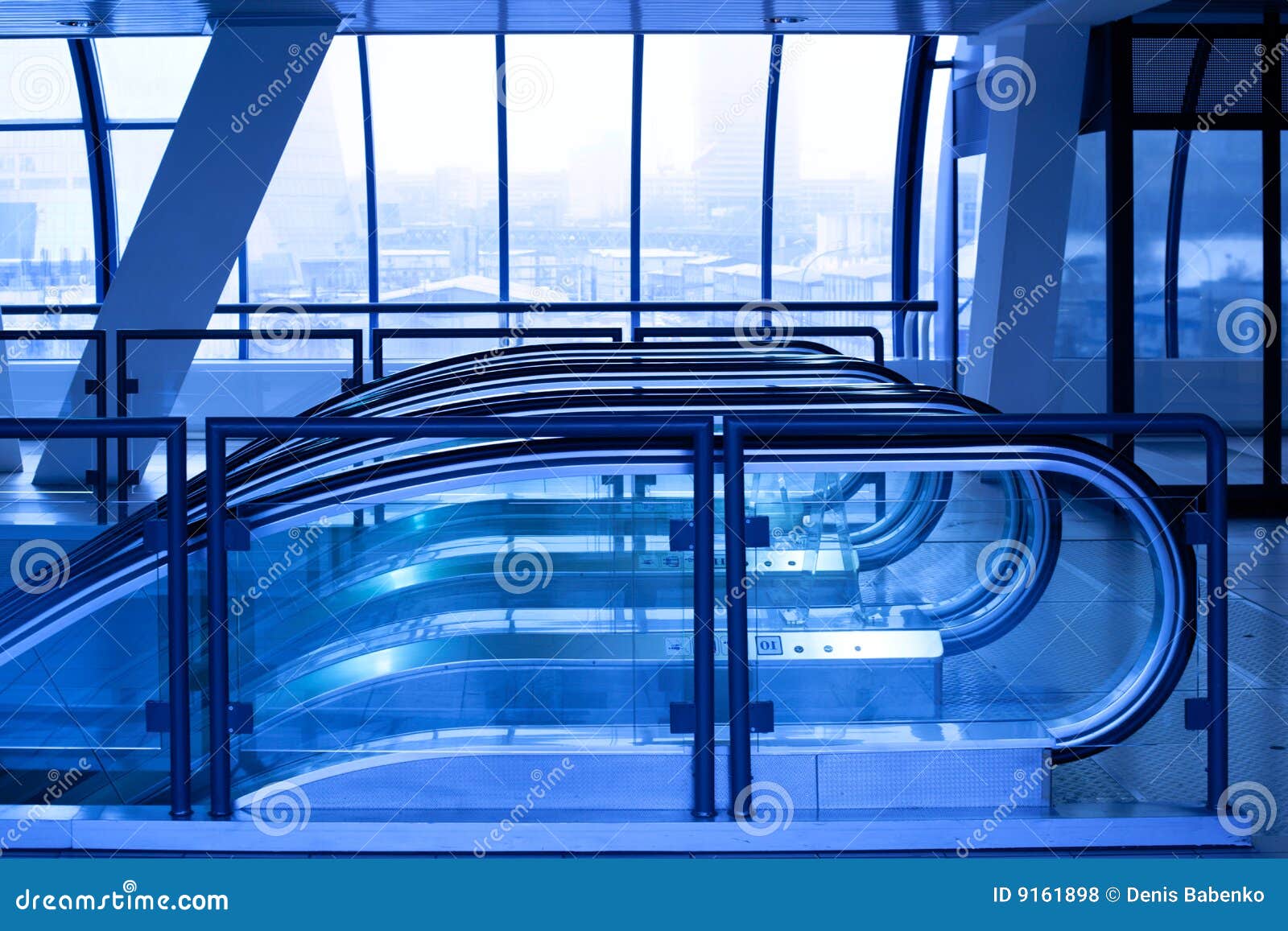 Escalator enter stock photo. Image of commerce, center - 9161898
