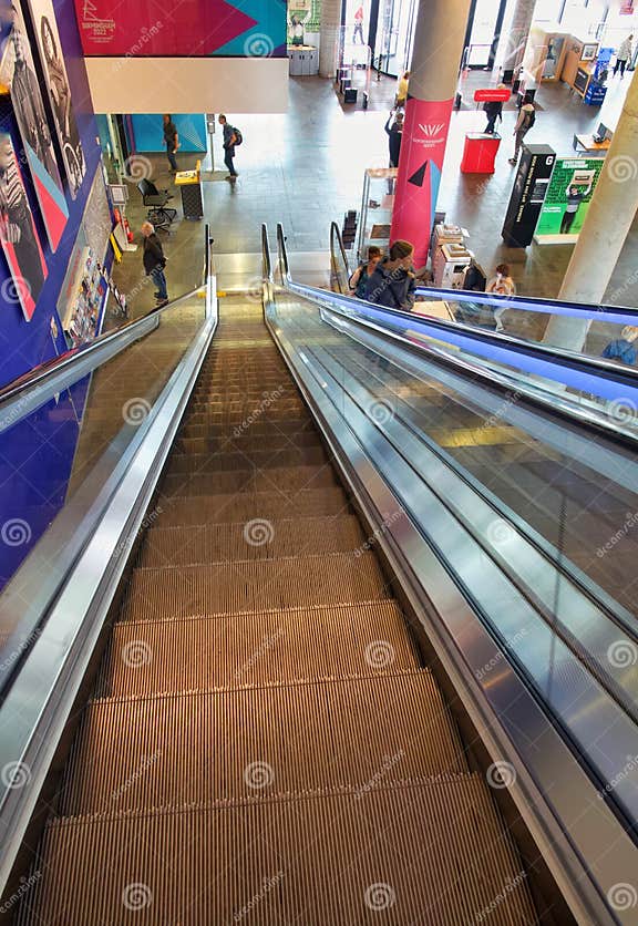 Escalator editorial image. Image of interiors, library - 255899875