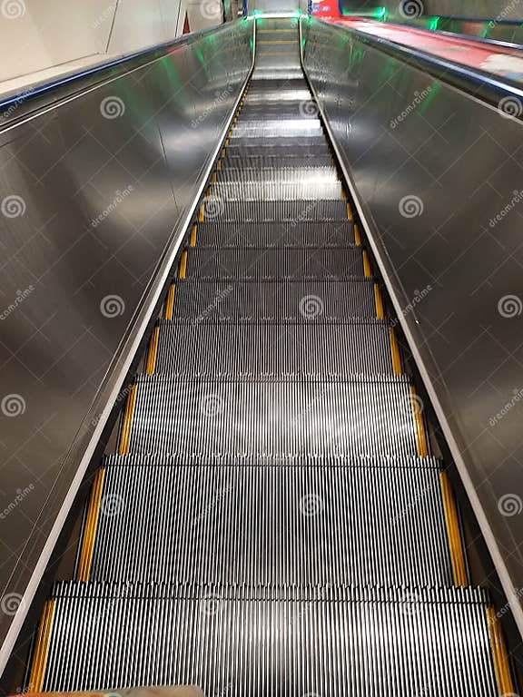 Escalator ladder to mrt stock photo. Image of light - 190209206