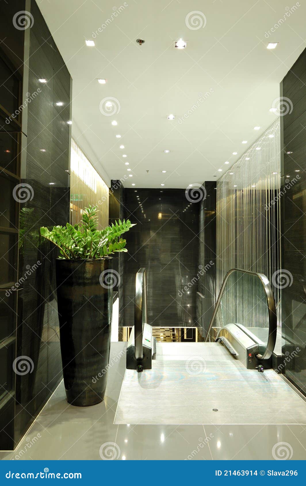 Escalator at Luxury Hotel Interior Stock Photo - Image of light, floor ...