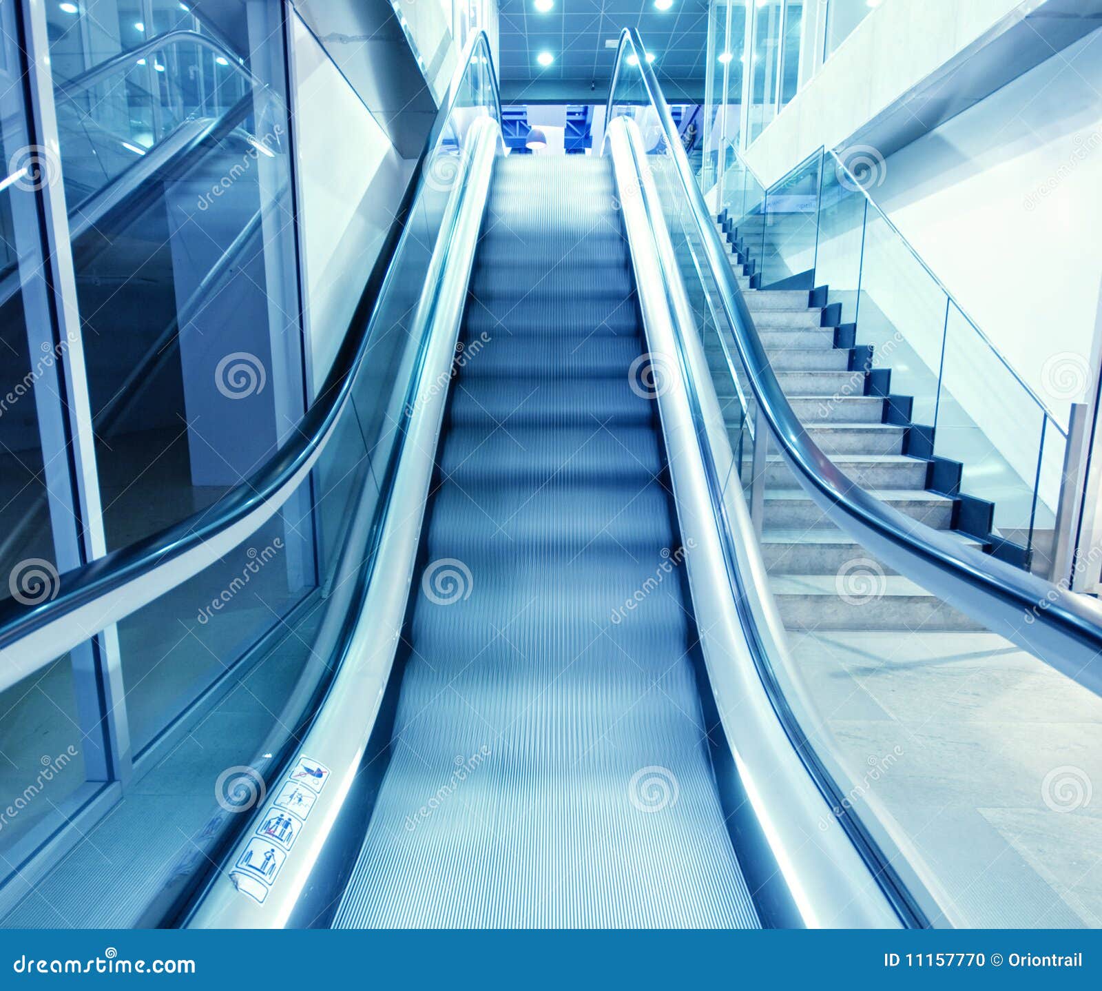 Escalator in Modern Interior Stock Photo - Image of bank, glass: 11157770
