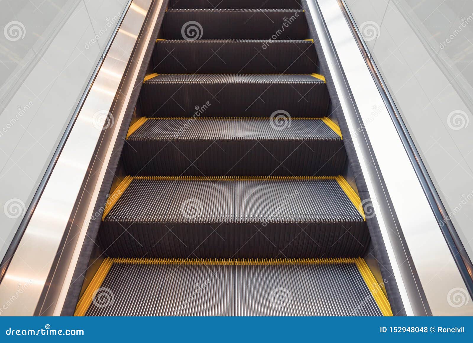 Escalator step inside stock photo. Image of escalator - 152948048