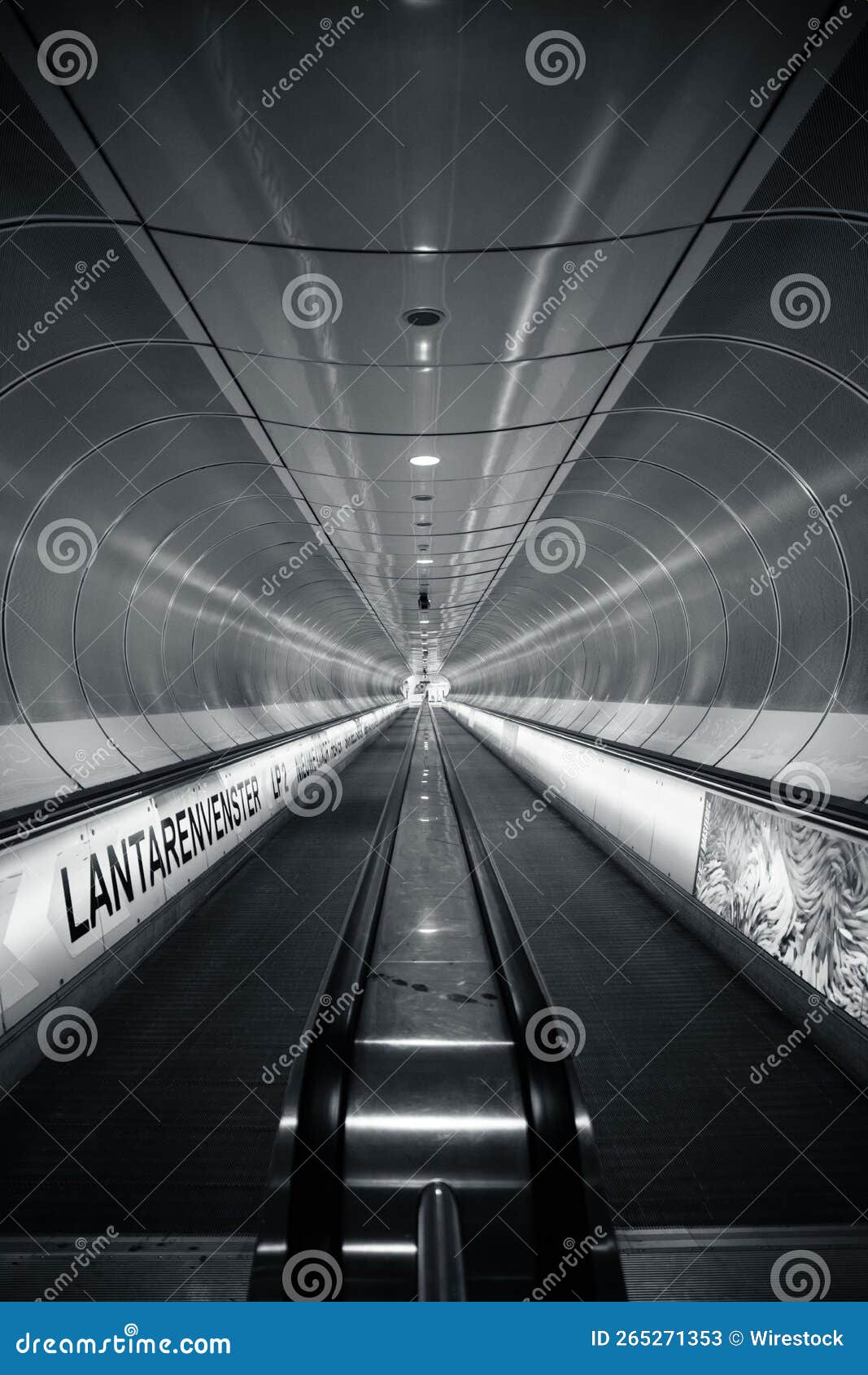 Escalator of the Underground Station of Wilhelminaplein in Rotterdam ...