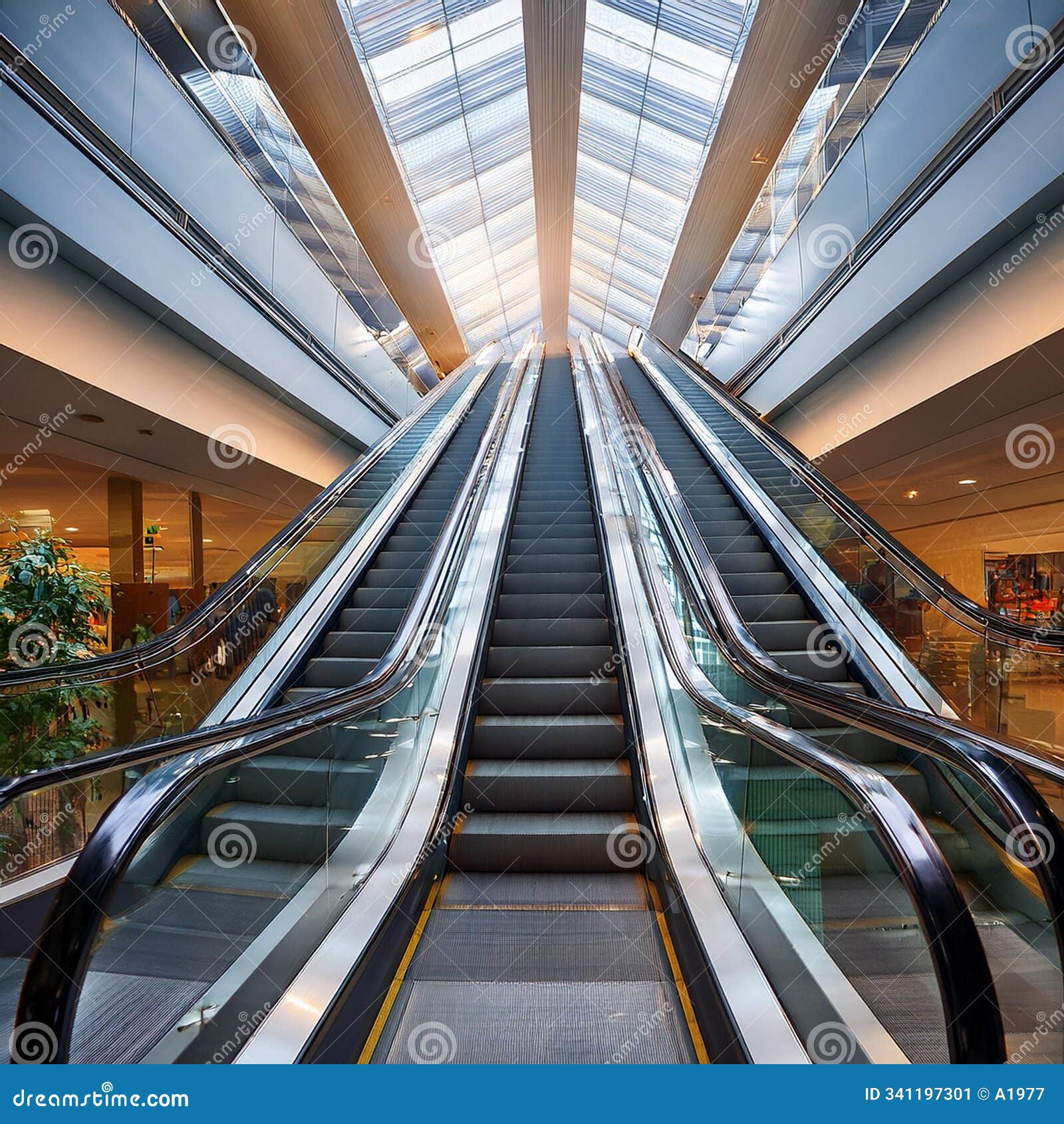 Shopping Centre Linear Icon. Mall Building Royalty-Free Stock Photo ...