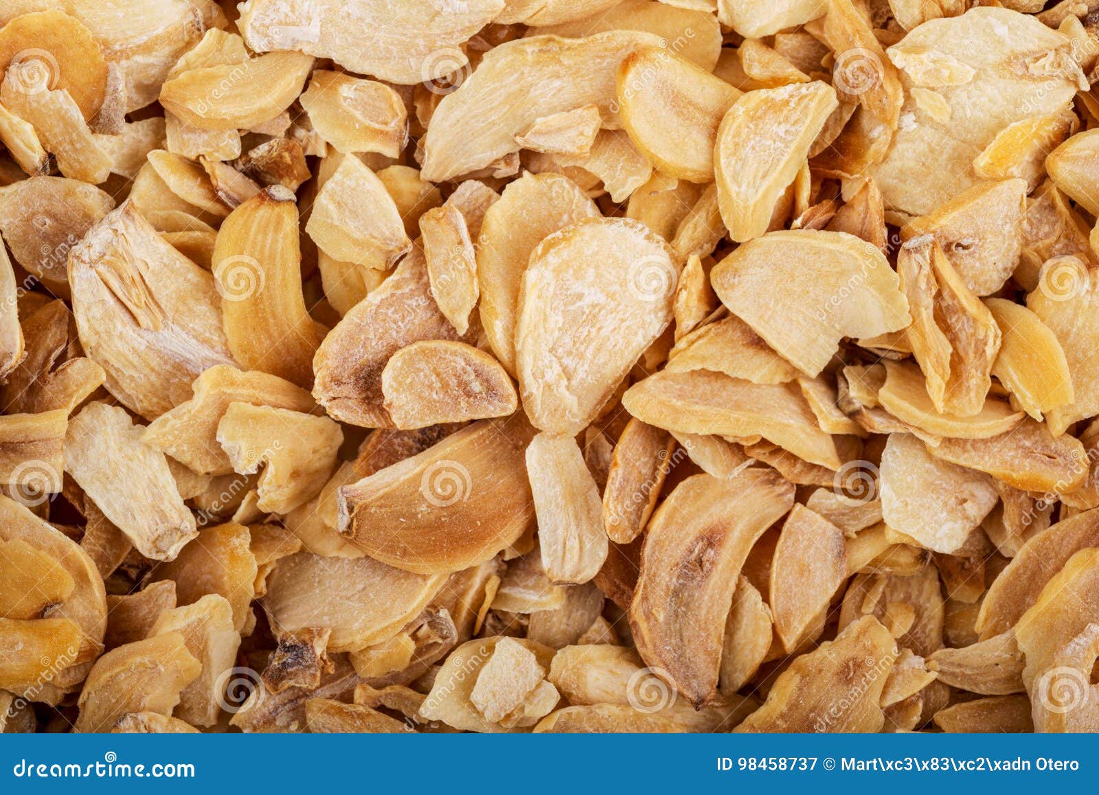 Escamas Del Ajo Deshidratado Imagen de archivo - Imagen de cubo ...