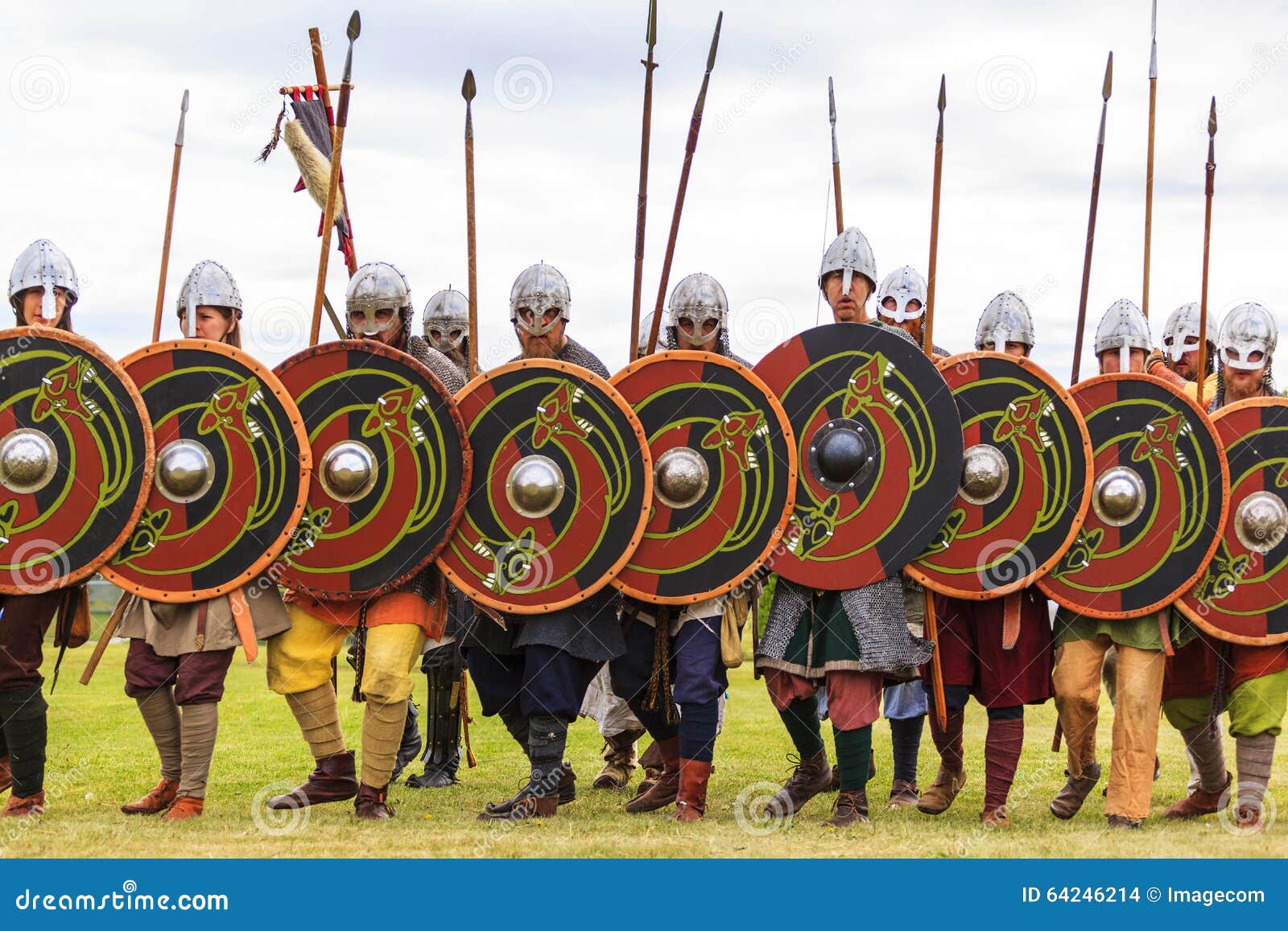 Escarmouche d'été image stock éditorial. Image du culturel - 64246214