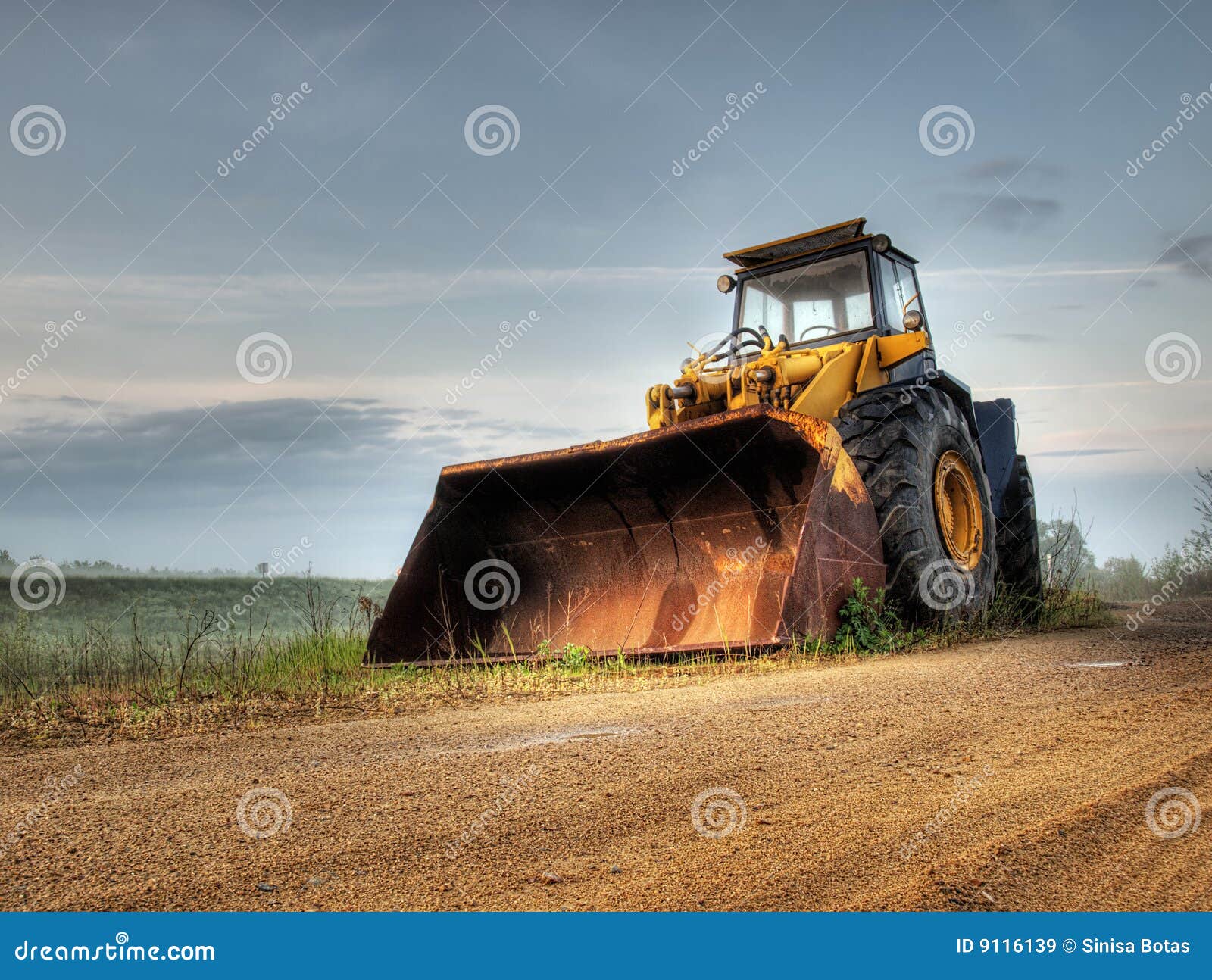 Escavadora imagem de stock. Imagem de roda, escavador - 9116139