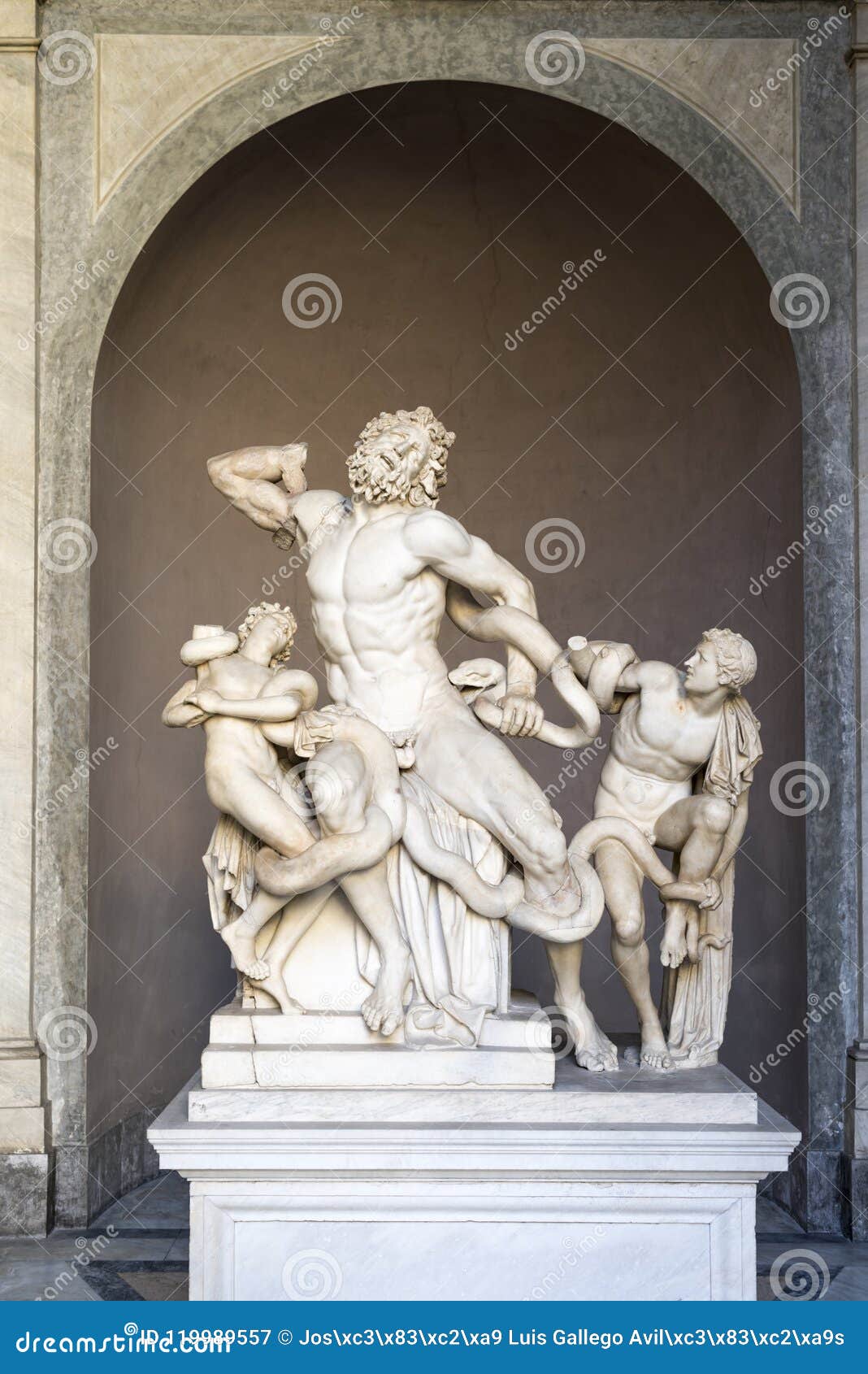 Escultura del laocoon fotografía editorial. Imagen de italia - 119989557