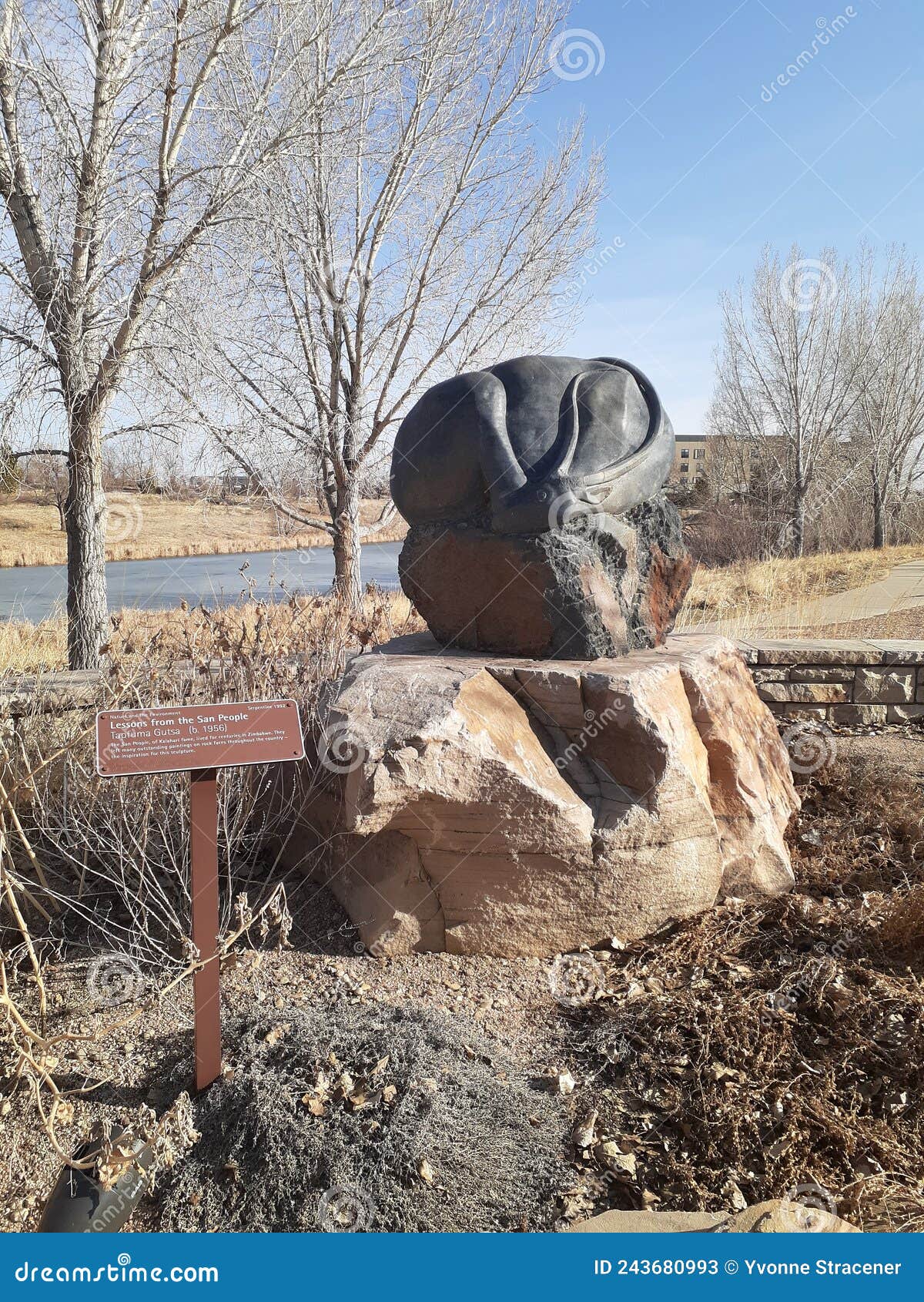 Escultura tapfuma gutsa foto de stock editorial. Imagem de parede ...