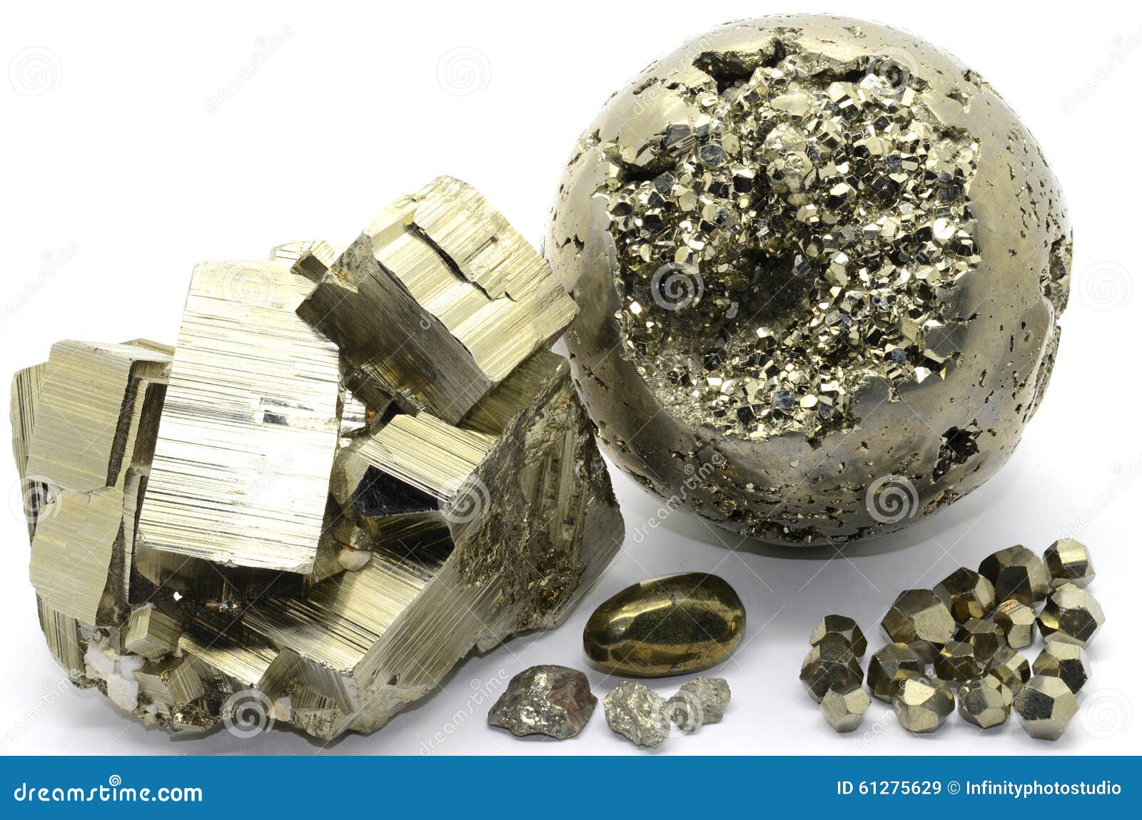 Esemplari della pirite immagine stock. Immagine di medicina - 61275629