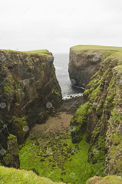 Eshaness Cliffs, Shetlands stock image. Image of northmavine - 21078633