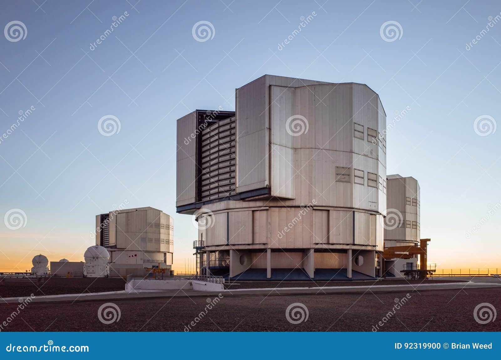 ESO Paranol Observatory stock photo. Image of desert - 92319900