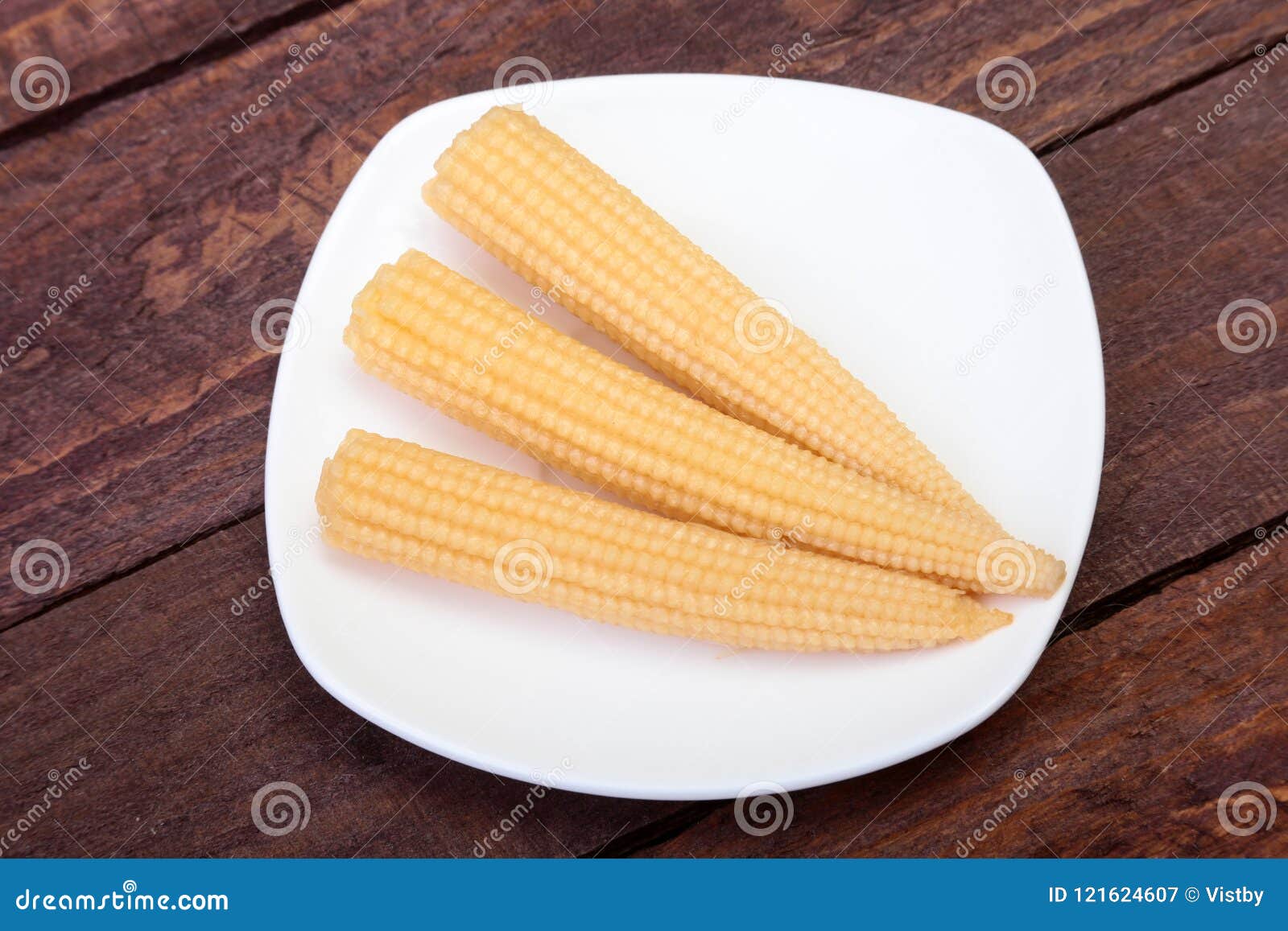 Espiga De Mini Corn Preservada Na Placa Na Placa De Madeira Imagem de ...